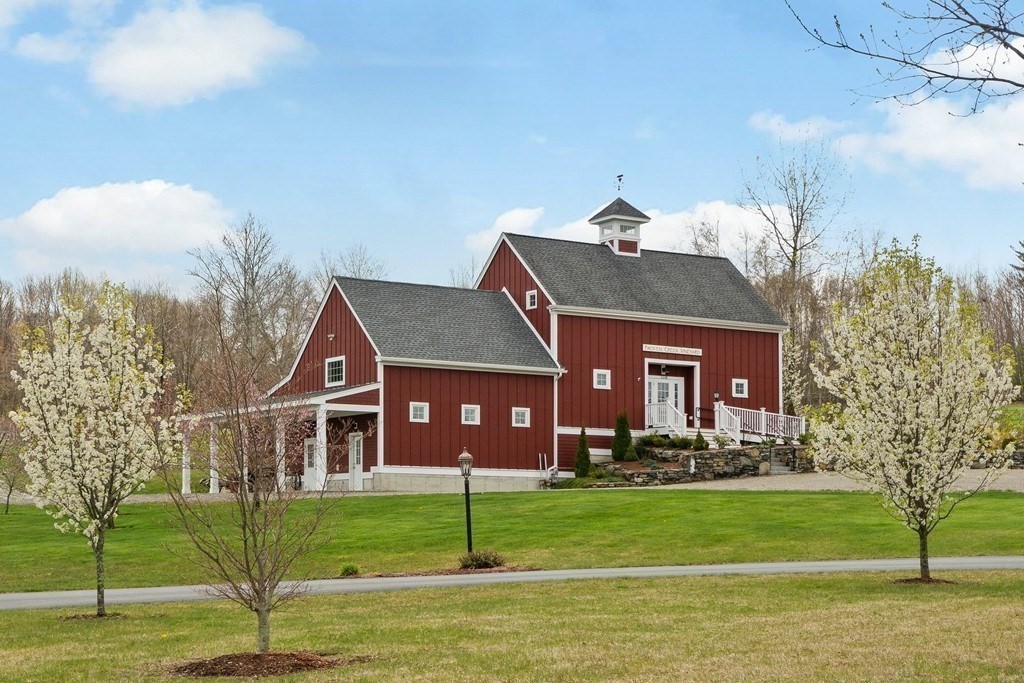 Broken Creek Vineyard & Winery for sale as owners hope to cross other ...