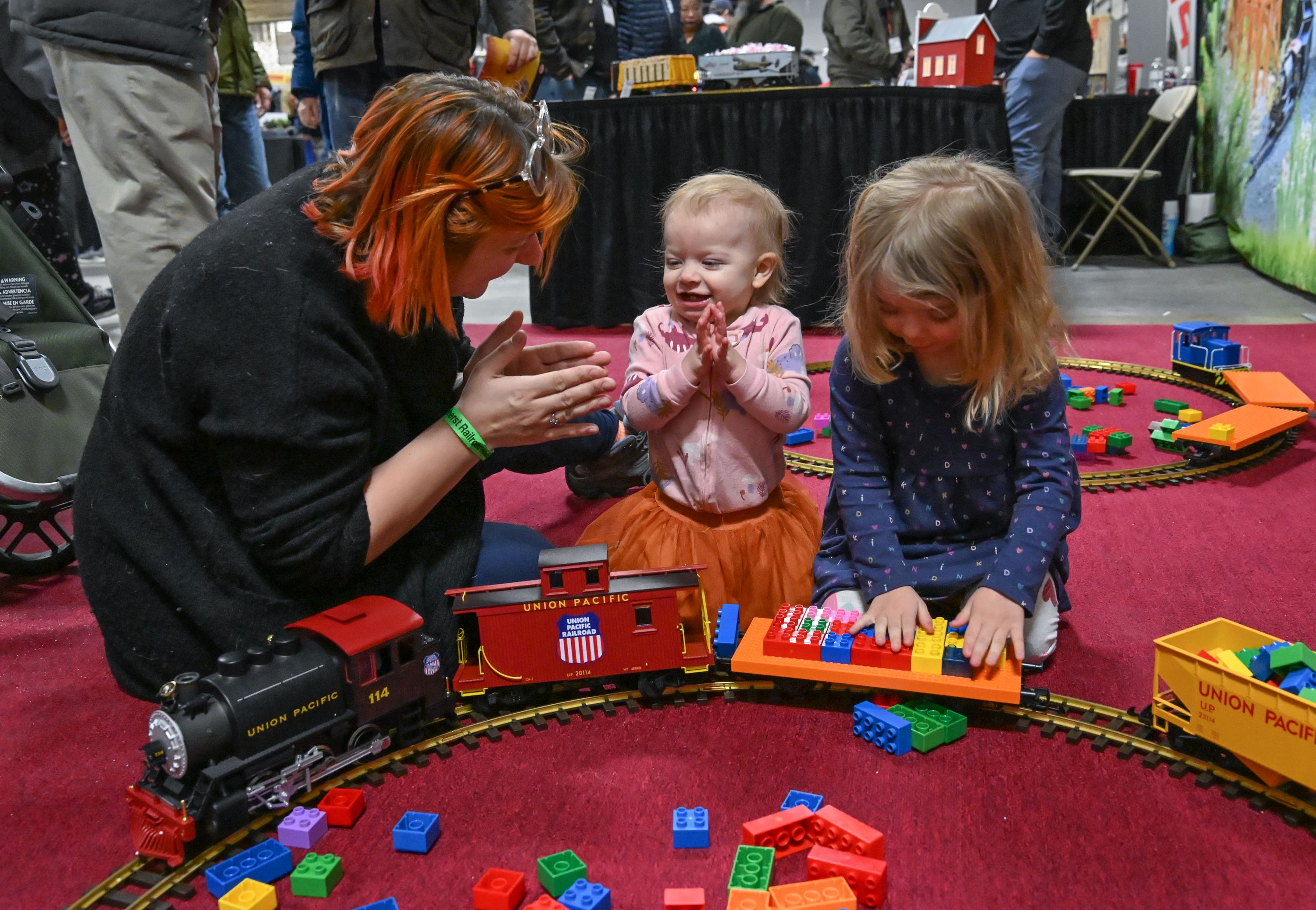 Train fans from near, far attend Railroad Hobby Show in West ...