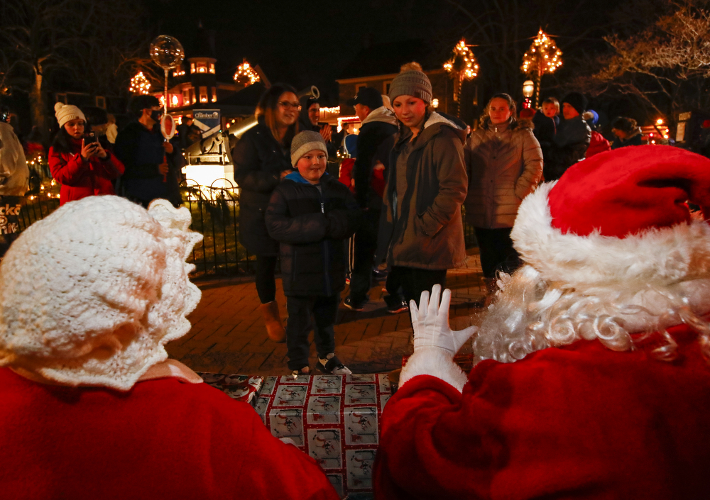 2021 Nazareth tree lighting ceremony - lehighvalleylive.com