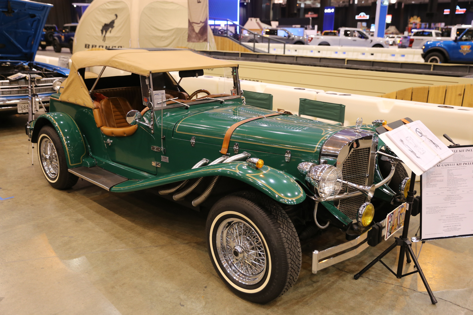 Classic cars on display at the 2022 Cleveland Auto Show - cleveland.com