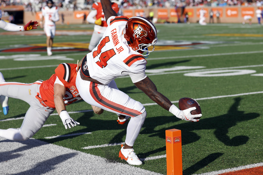 Cleveland Browns select TE Harold Fannin Jr. in the third round of the ...