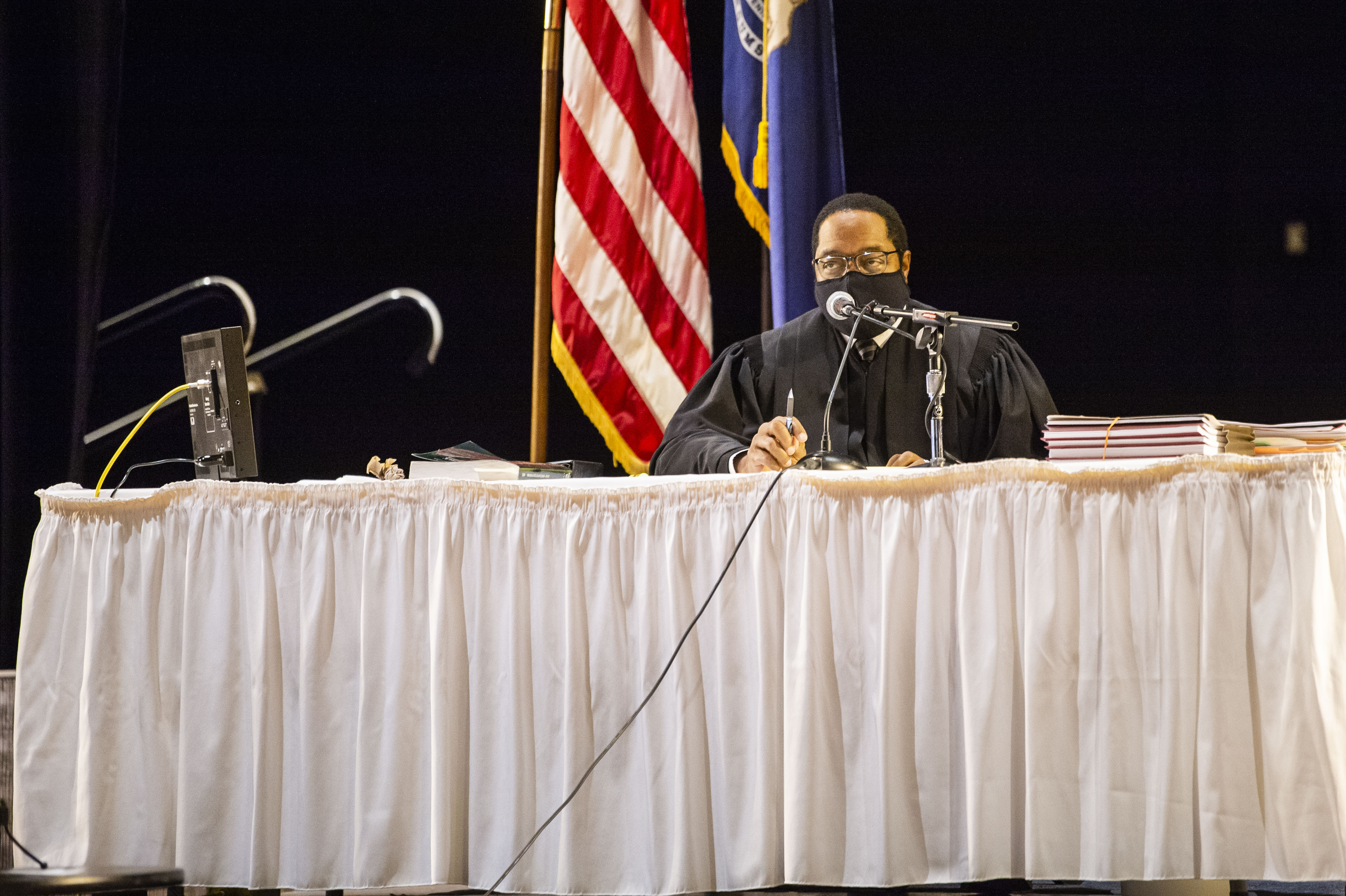 Jury trial for Daveon J. Thompson held in Saginaw's Dow Event Center ...