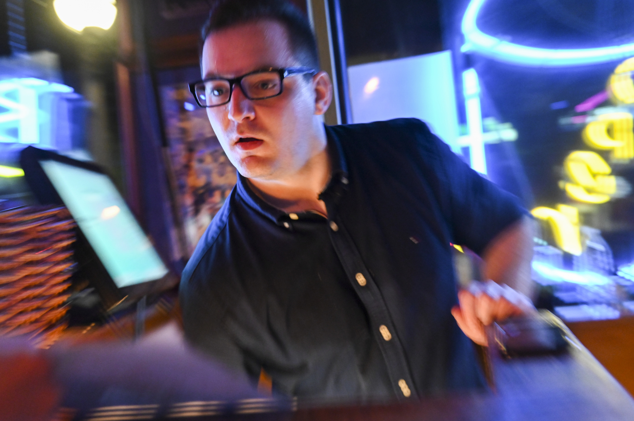 Joshua Bosman hosts trivia at the Brown Jug - mlive.com