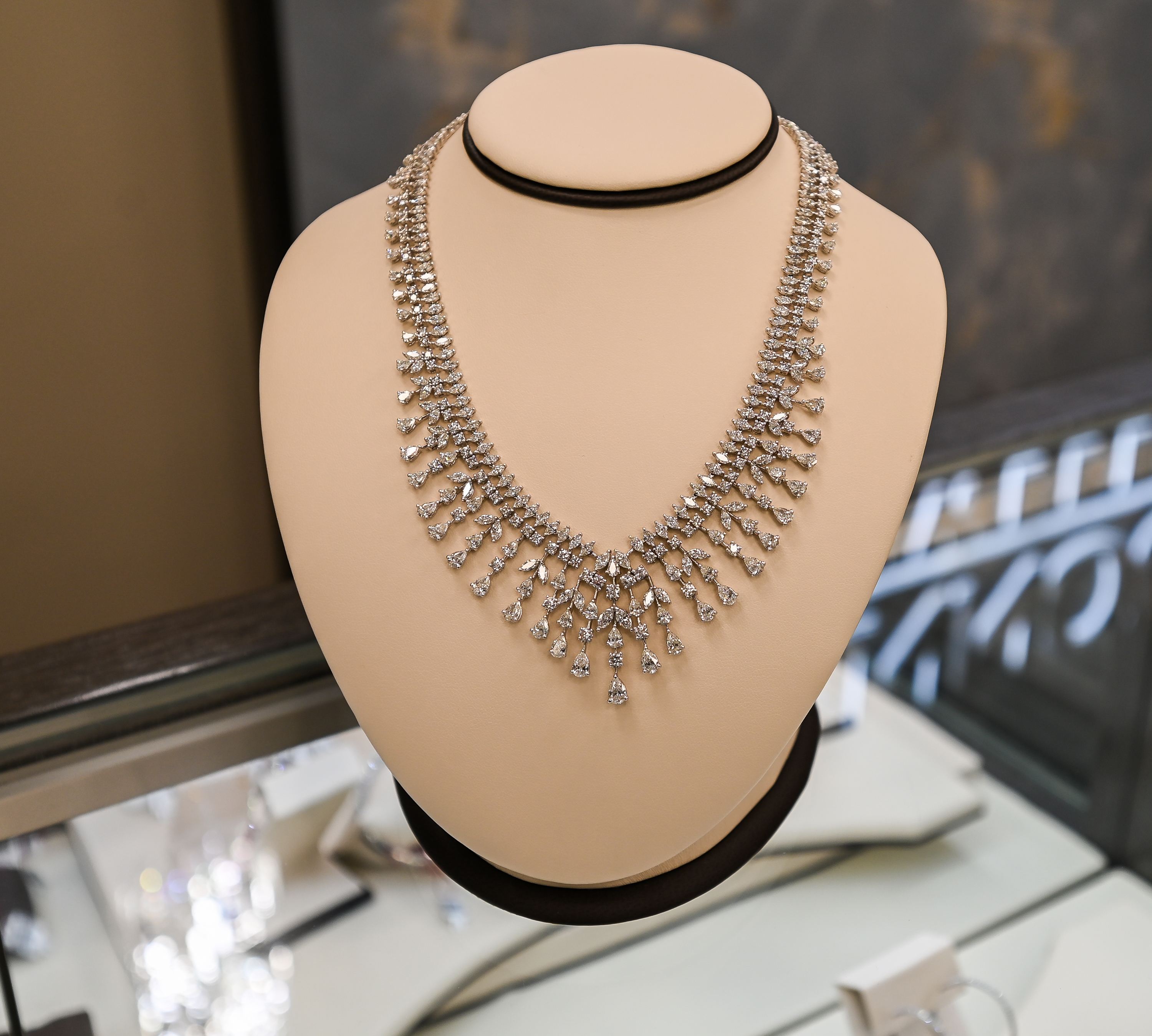 Hannoush Jewelers celebrates Grand Opening of new store on Boston Road ...