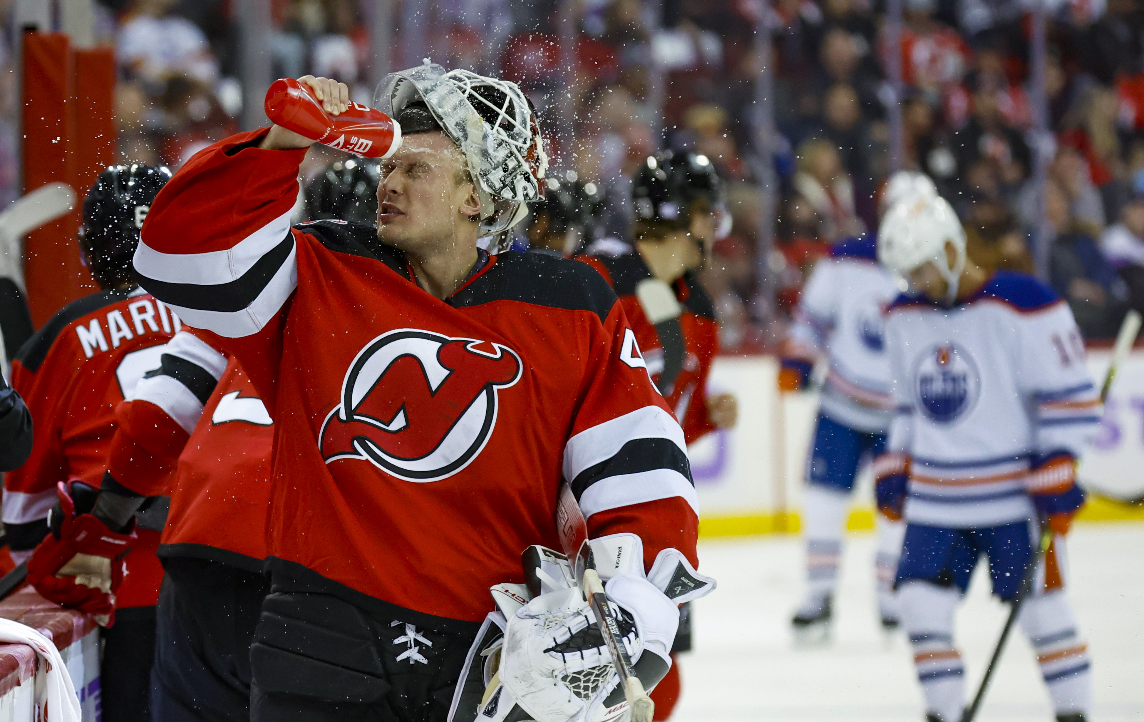 N.J. Devils defeat Edmonton Oilers, 5-2 - nj.com
