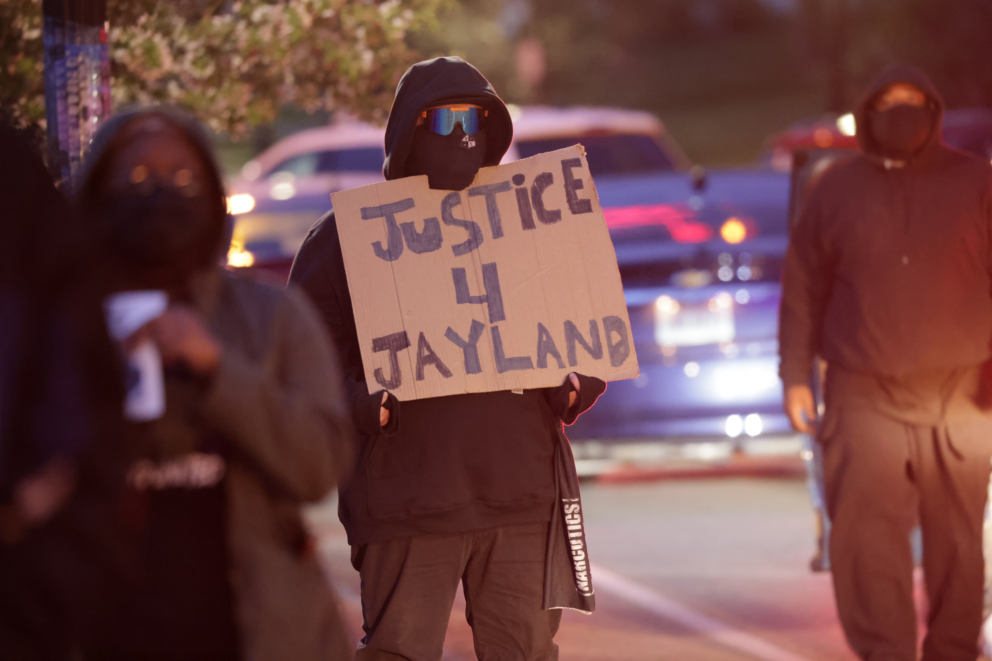 Jayland Walker grand jury decision press conference and protest ...