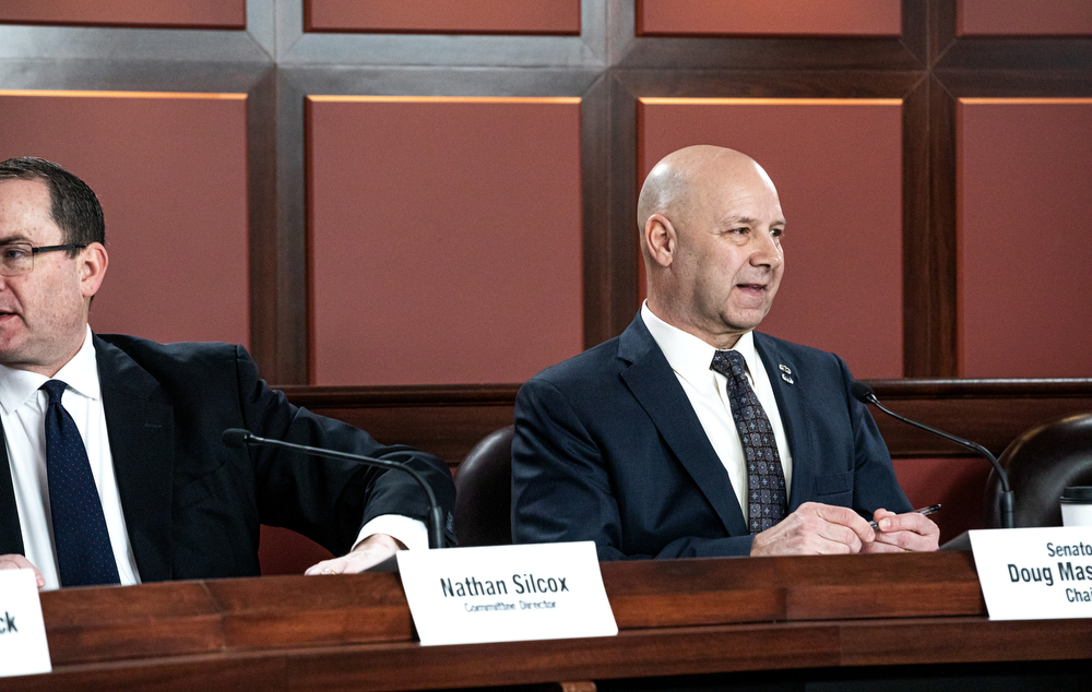 State Senate committee meets to subpoena Norfolk Southern CEO Alan Shaw ...