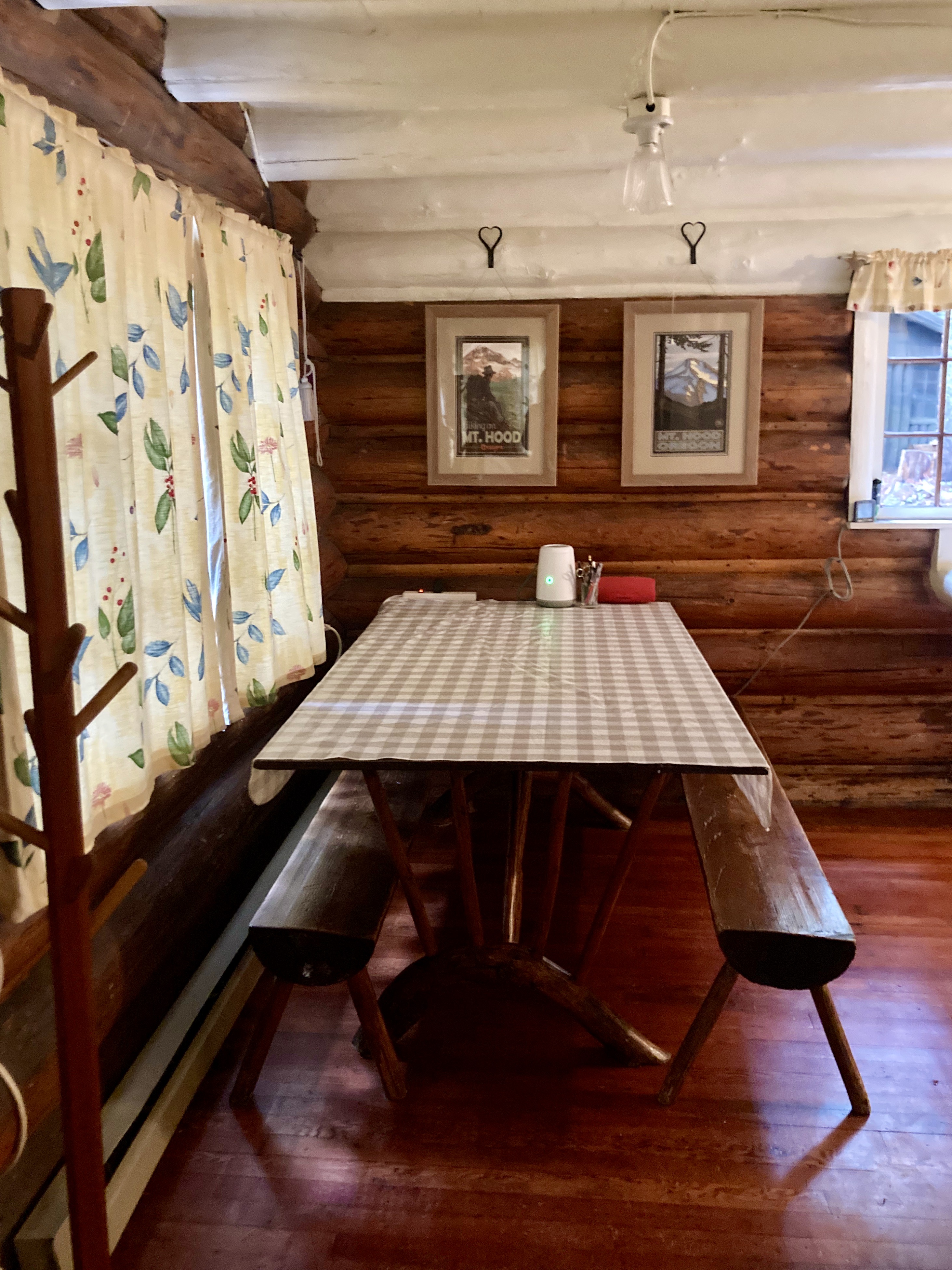 Decorating Steiner cabins - oregonlive.com