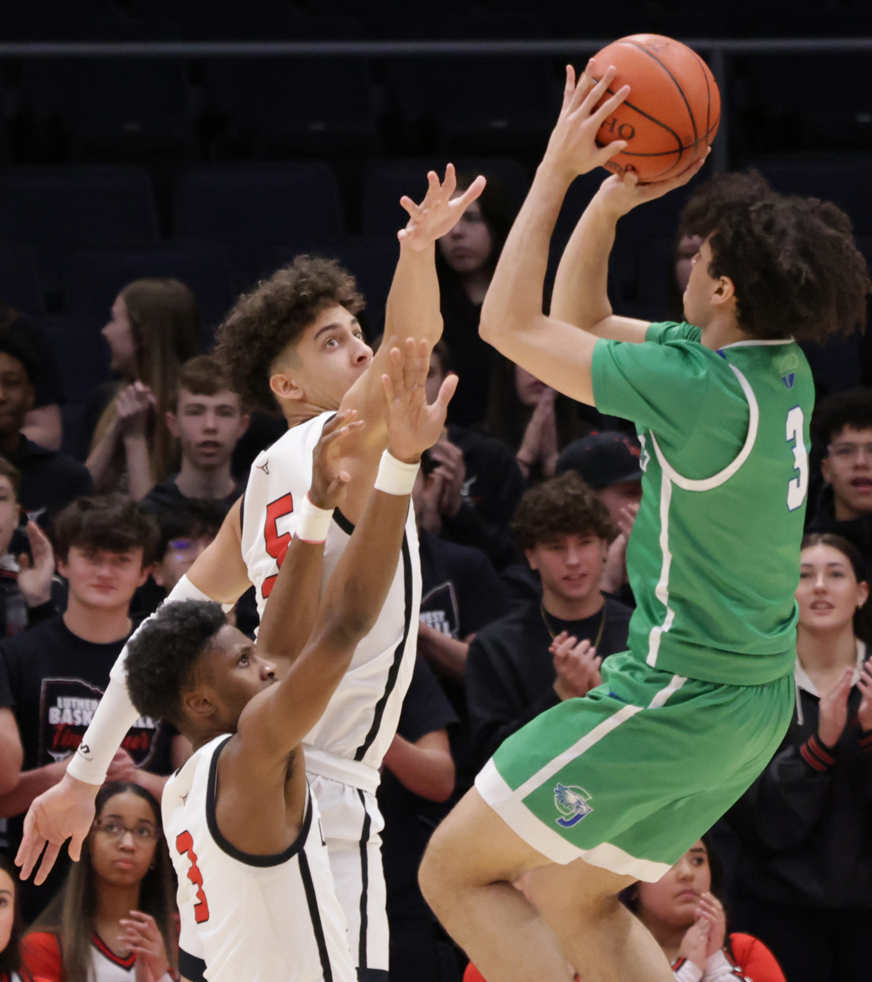 Dayton Chaminade Julienne vs. Rocky River Lutheran West, Div II ...