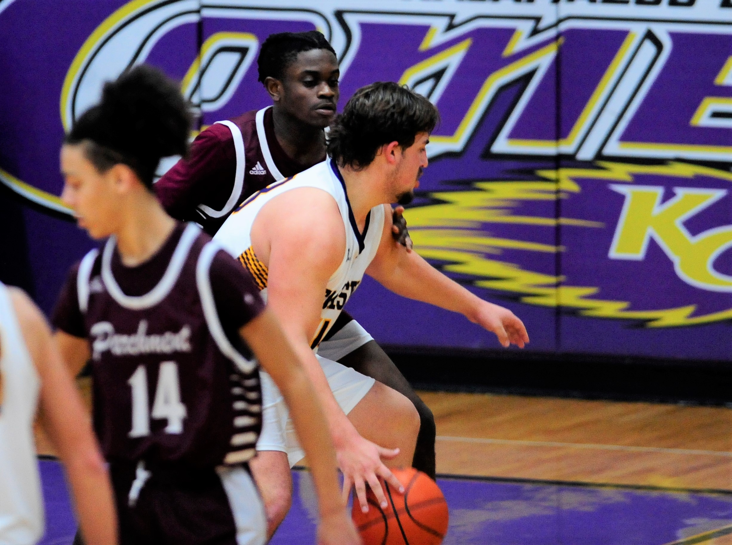 Parchment defeats Kalamazoo Christian in state-ranked boys hoops showdown - mlive.com