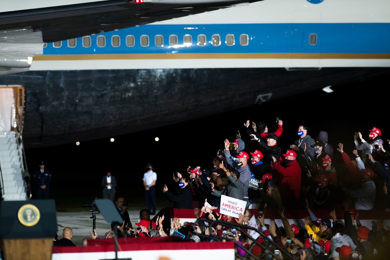 President Donald Trump campaigns in Freeland Michigan - mlive.com