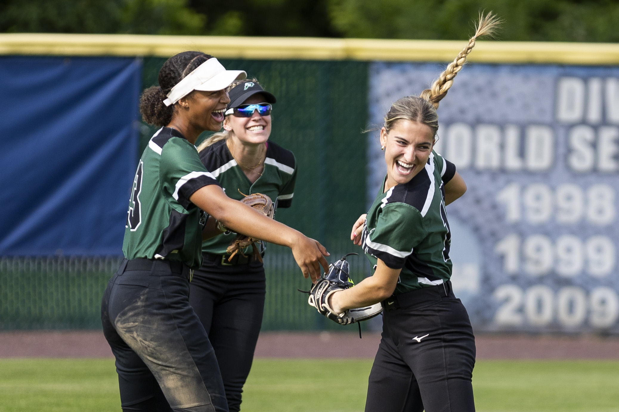 Cumberland Valley vs Central Dauphin District 3 6A Softball ...
