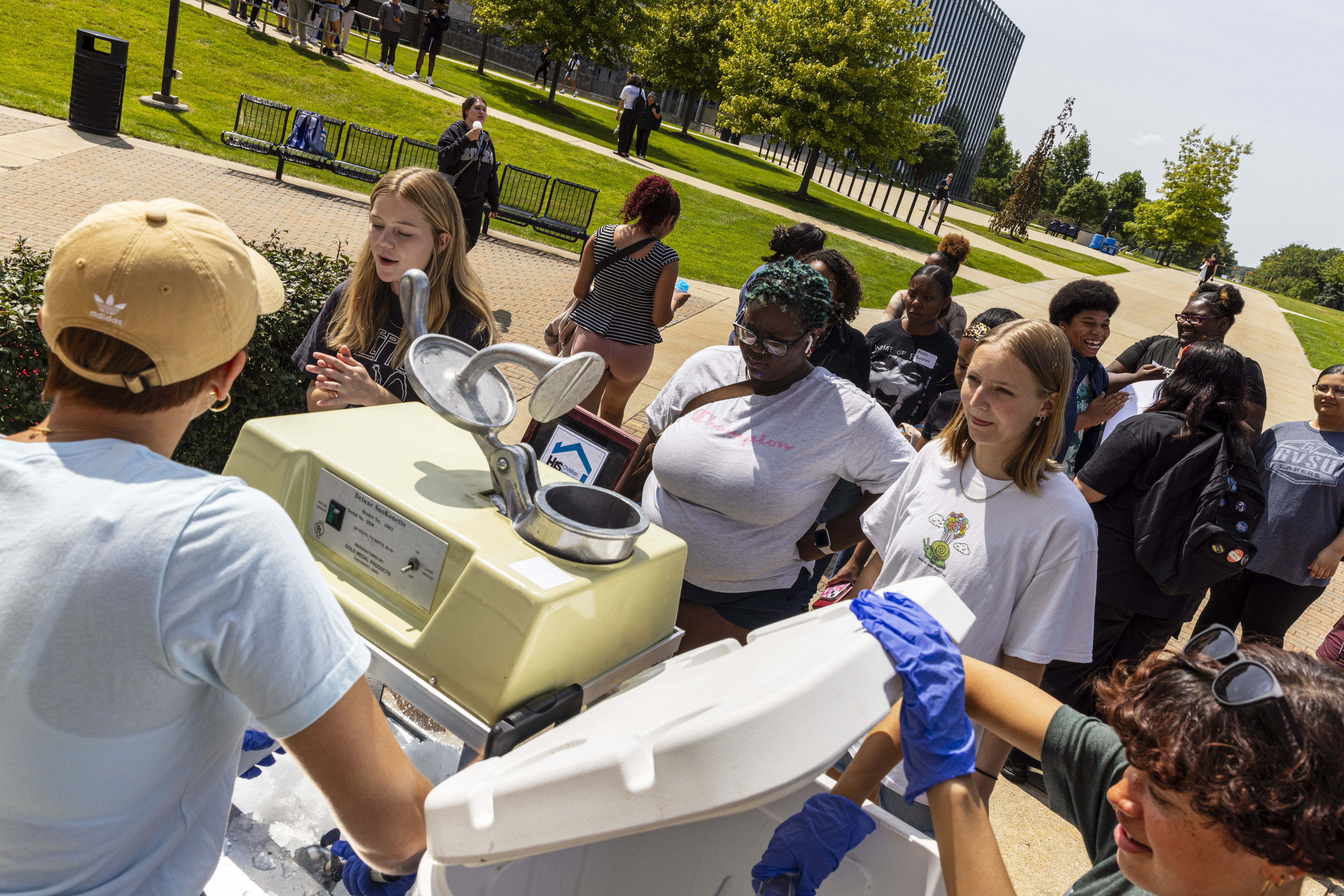 GVSU welcomes students back to campus for the 2024 fall semester - mlive.com