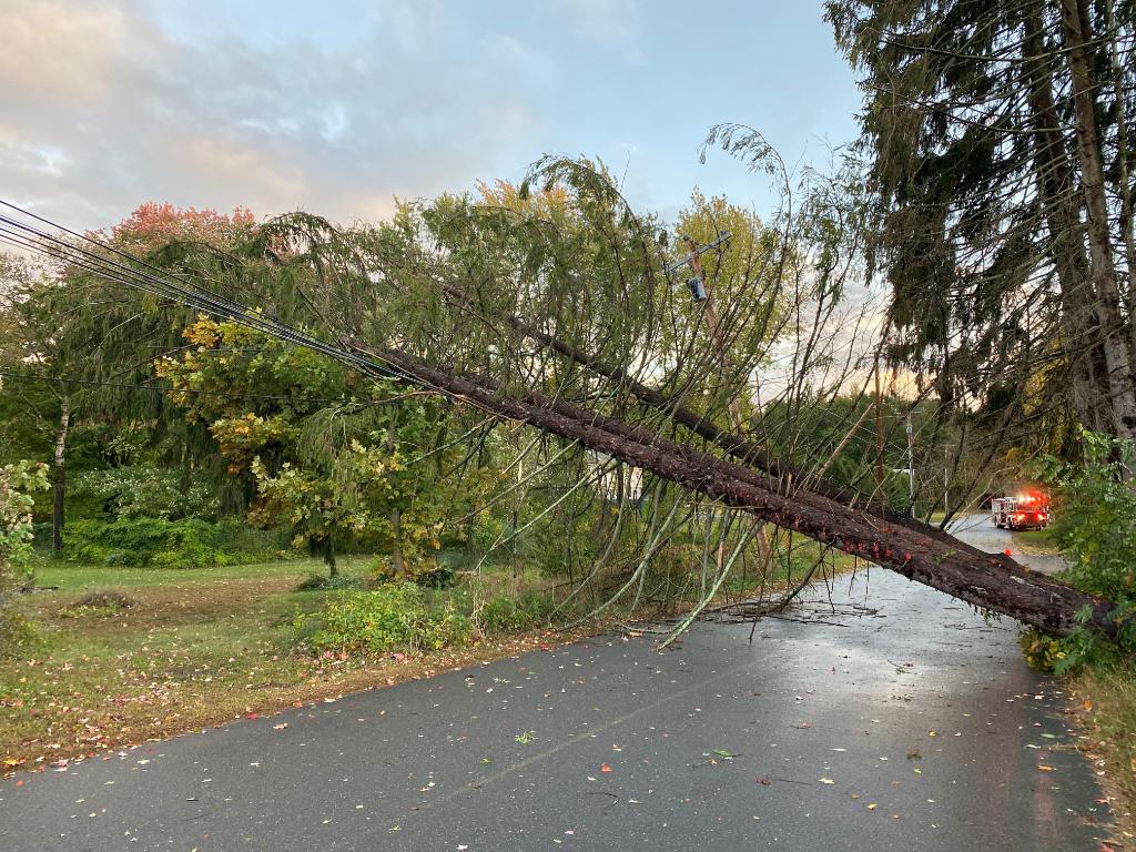 Severe storm on Wednesday, Oct. 7, 2020 leaves thousands without power ...