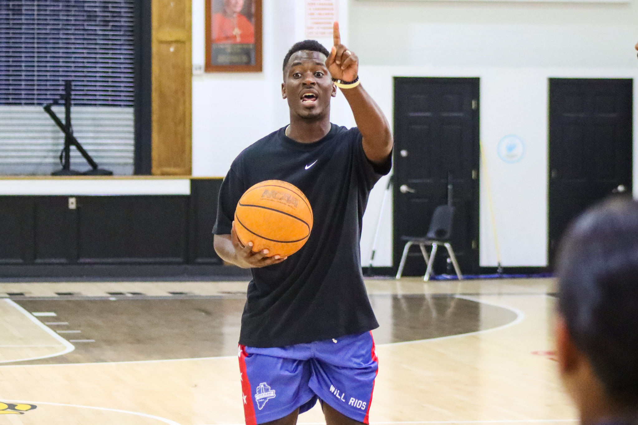 Liam Murphy x Chris Ledlum Youth Basketball clinic - silive.com