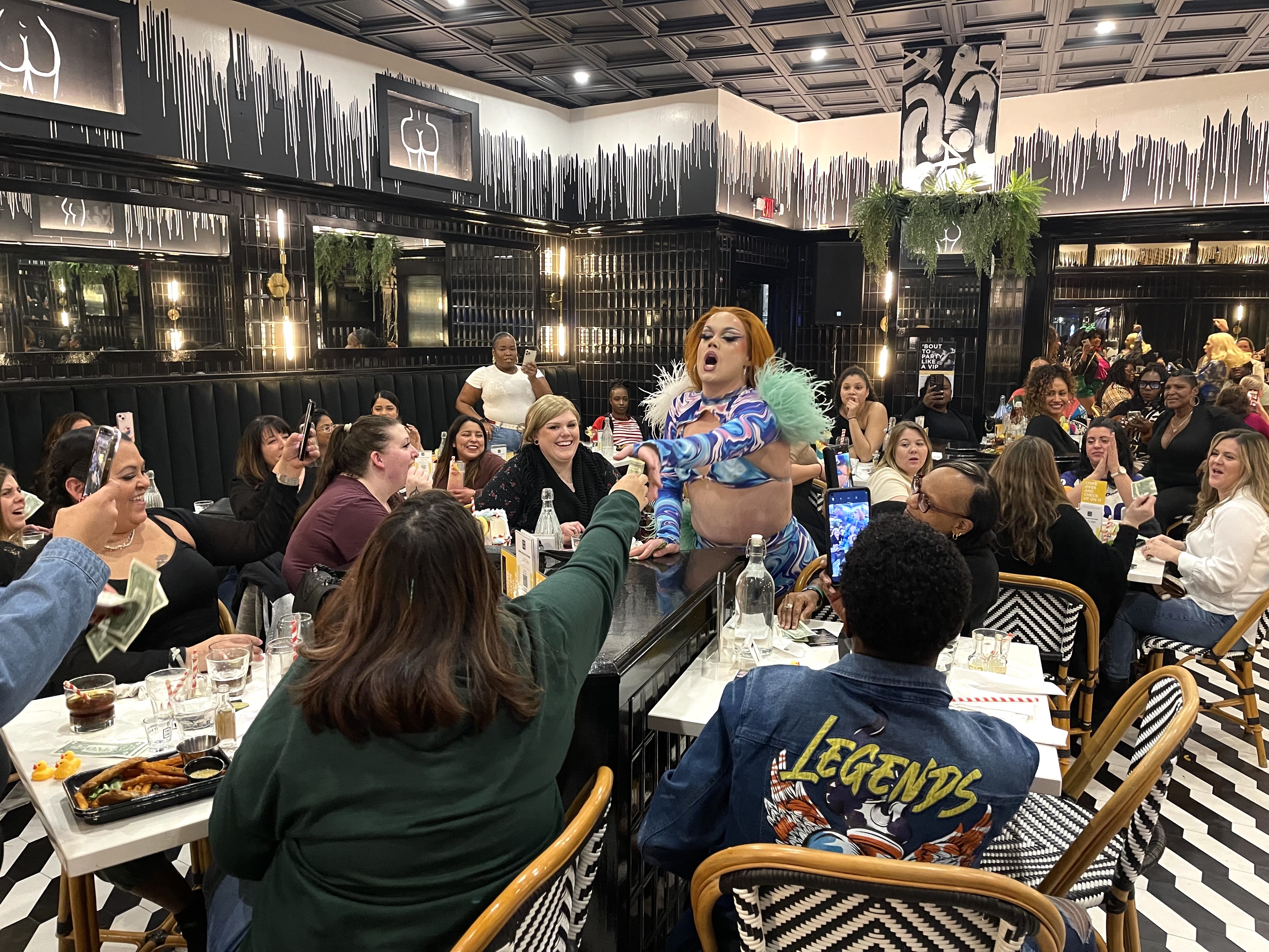 The Place 2 Be hosts 'Drag Extravaganza' in Springfield - masslive.com