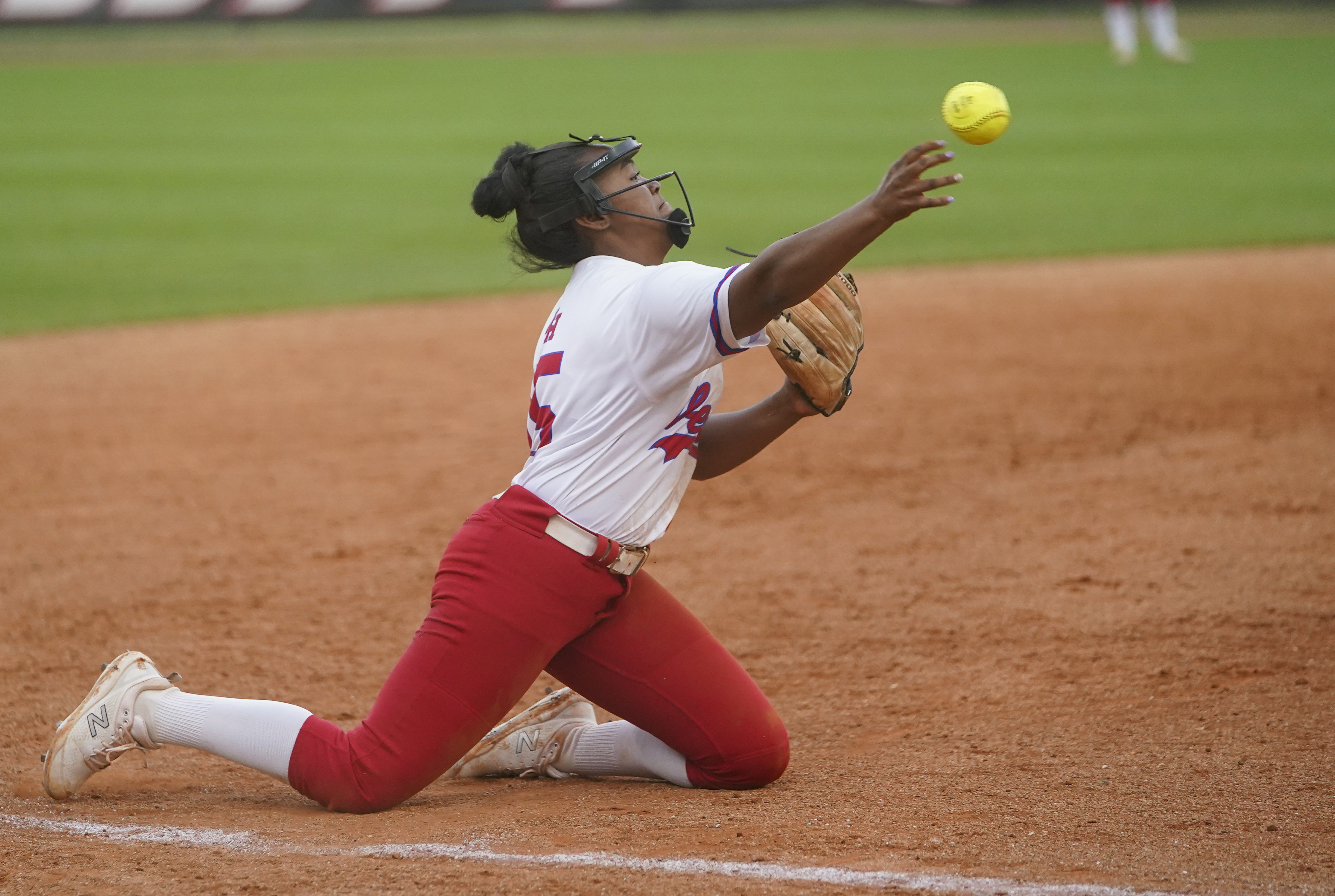 Vestavia Hills vs Hewitt-Trussville girls softball - al.com