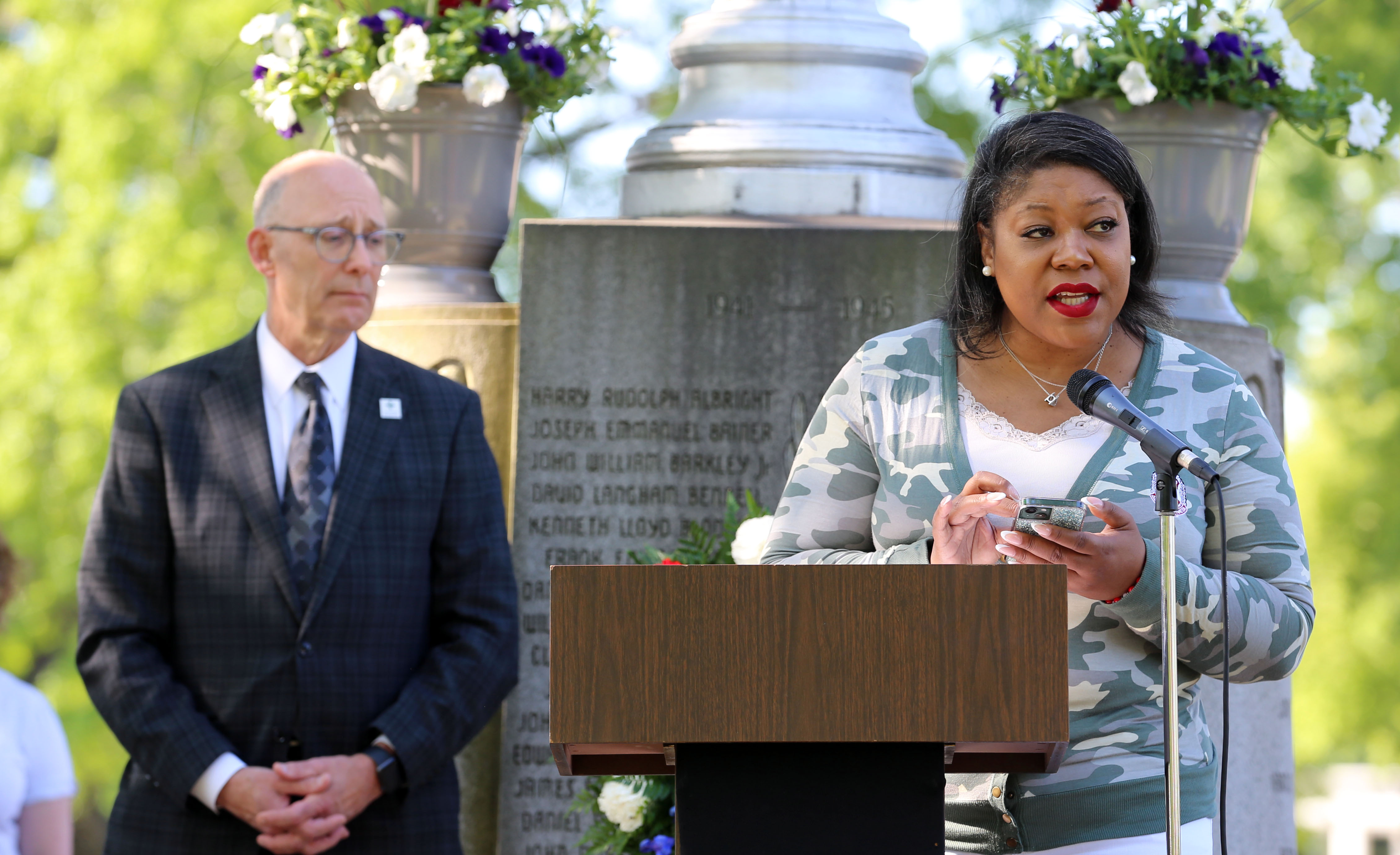 Shaker Heights Memorial Day ceremony and parade，May 29，2023 - cleveland.com