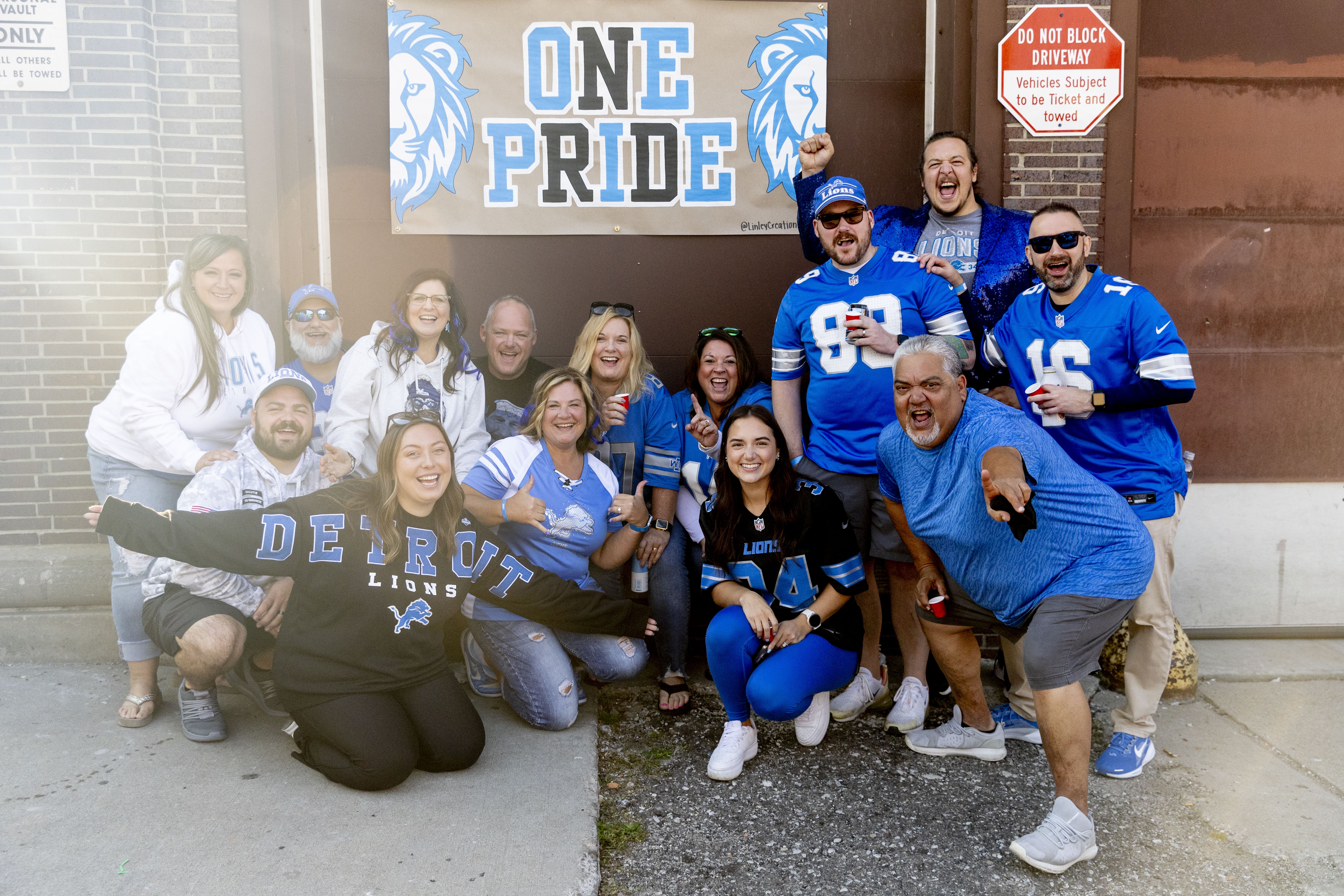 Detroit Lions fans show off their pride ahead of first home game ...