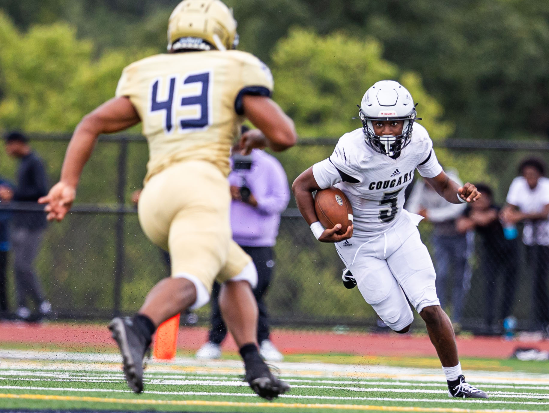 Harrisburg vs. Bishop McDevitt football, Aug. 31, 2024 - pennlive.com