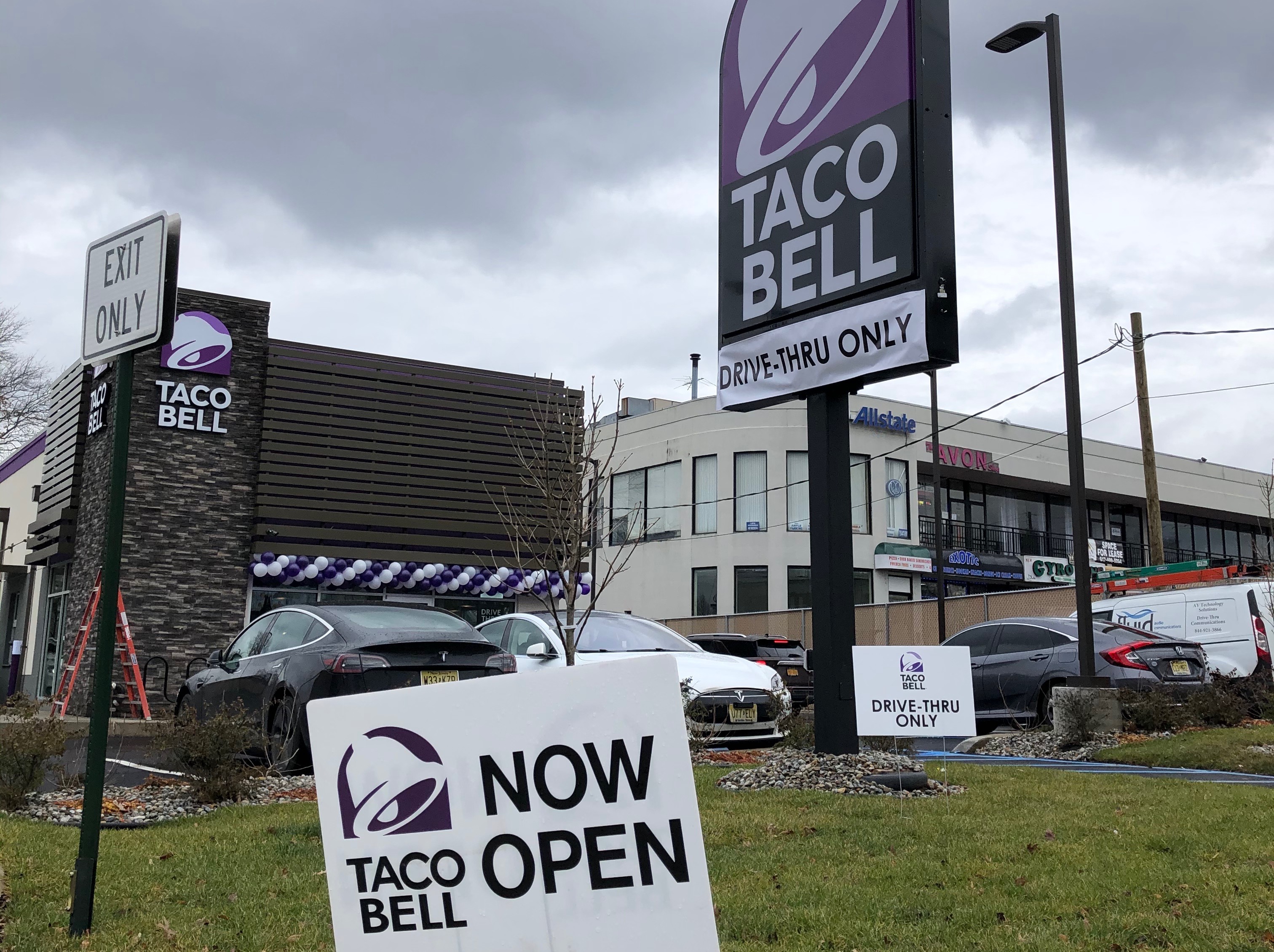 Taco Bell Announces Its Expanding Menu This Year After Cutting It In