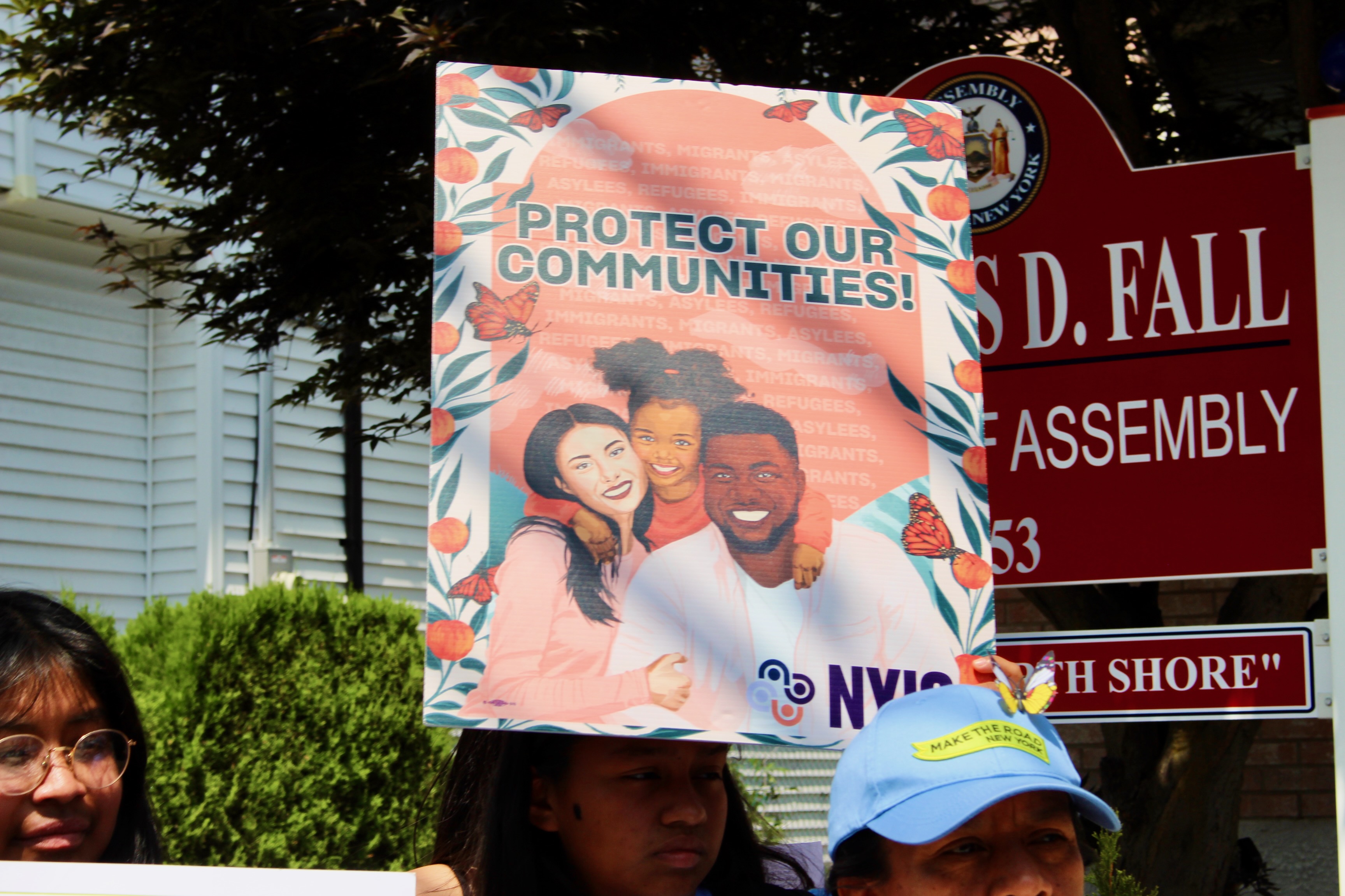Staten Islanders rally for legislation to protect undocumented ...