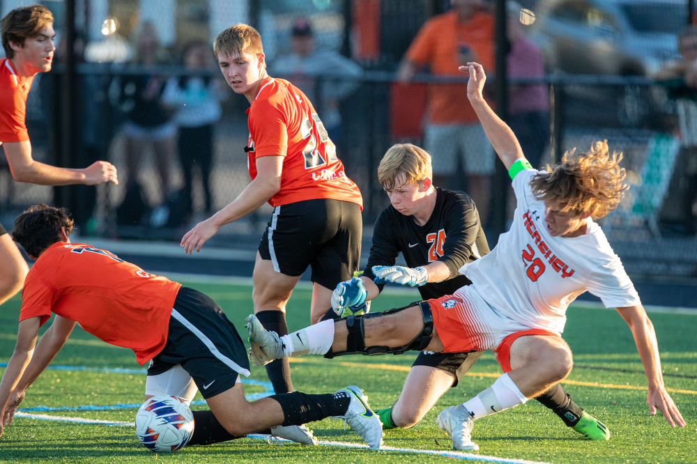 Palmyra boys defeat Hershey 2-1 in soccer - pennlive.com