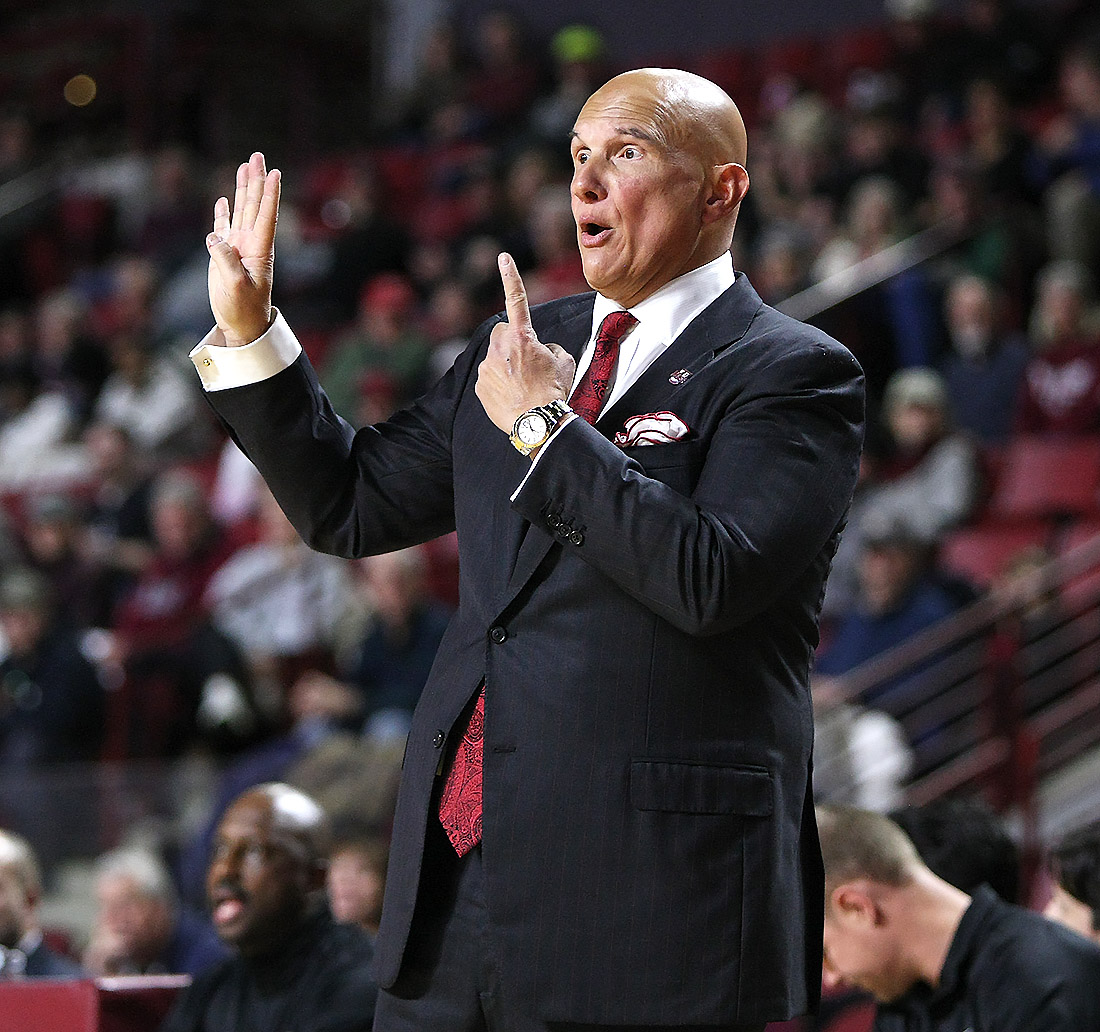 UMass Men's Basketball vs Duquesne 1/3/24 - masslive.com