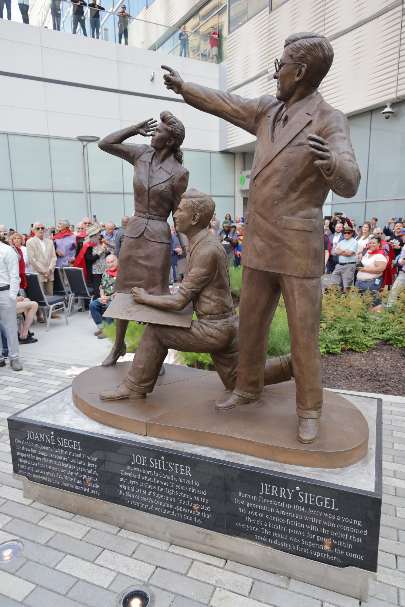 Superman statue unveiled in Cleveland - cleveland.com