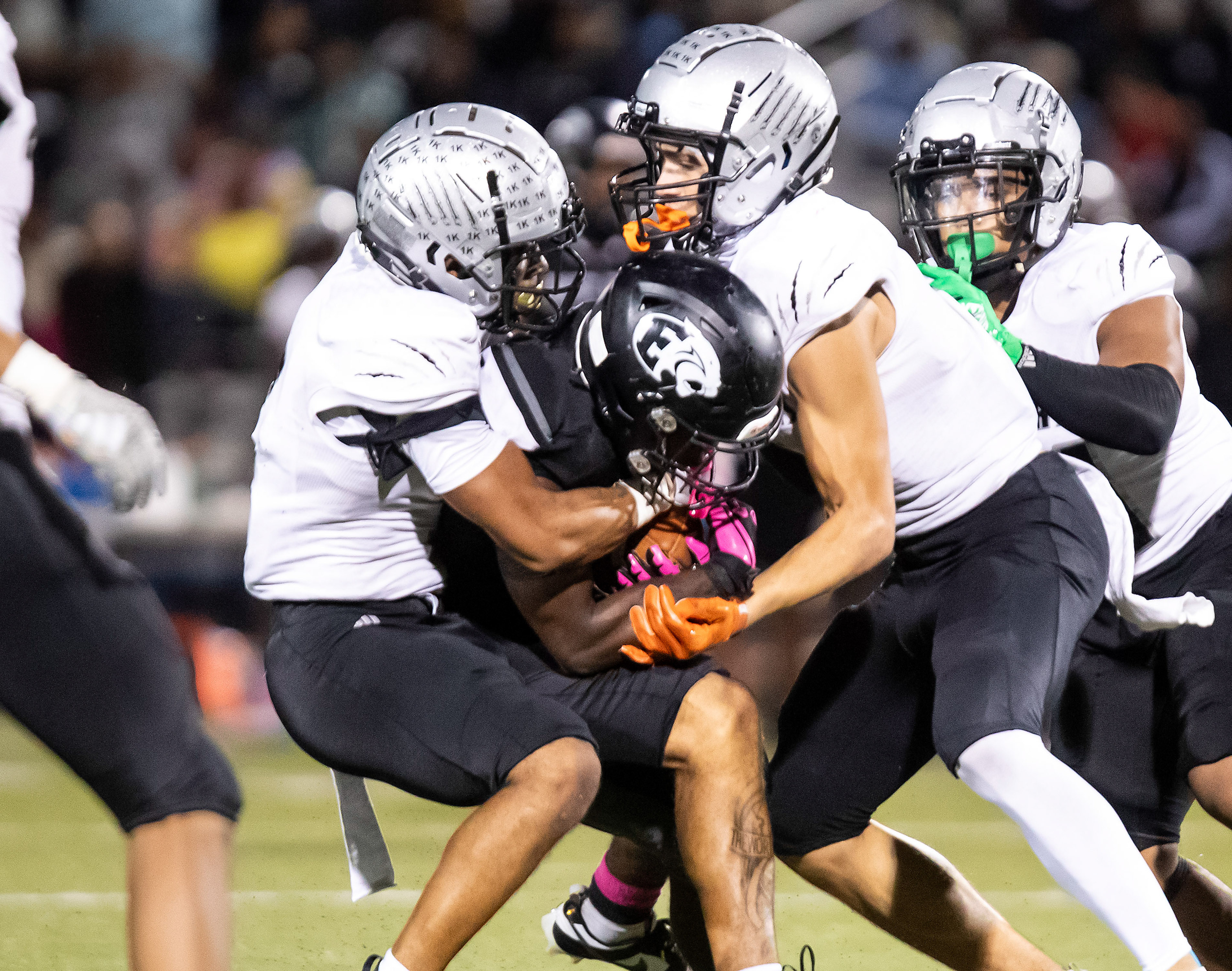 Harrisburg defeats CD East 34-27 in high school football - pennlive.com