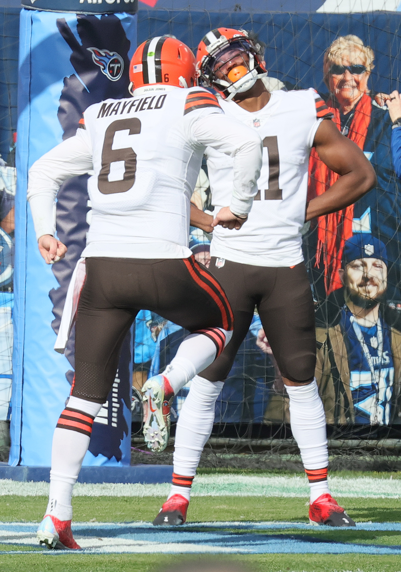 Cleveland Browns Baker Mayfield vs. Tennessee Titans, December 6, 2020 ...