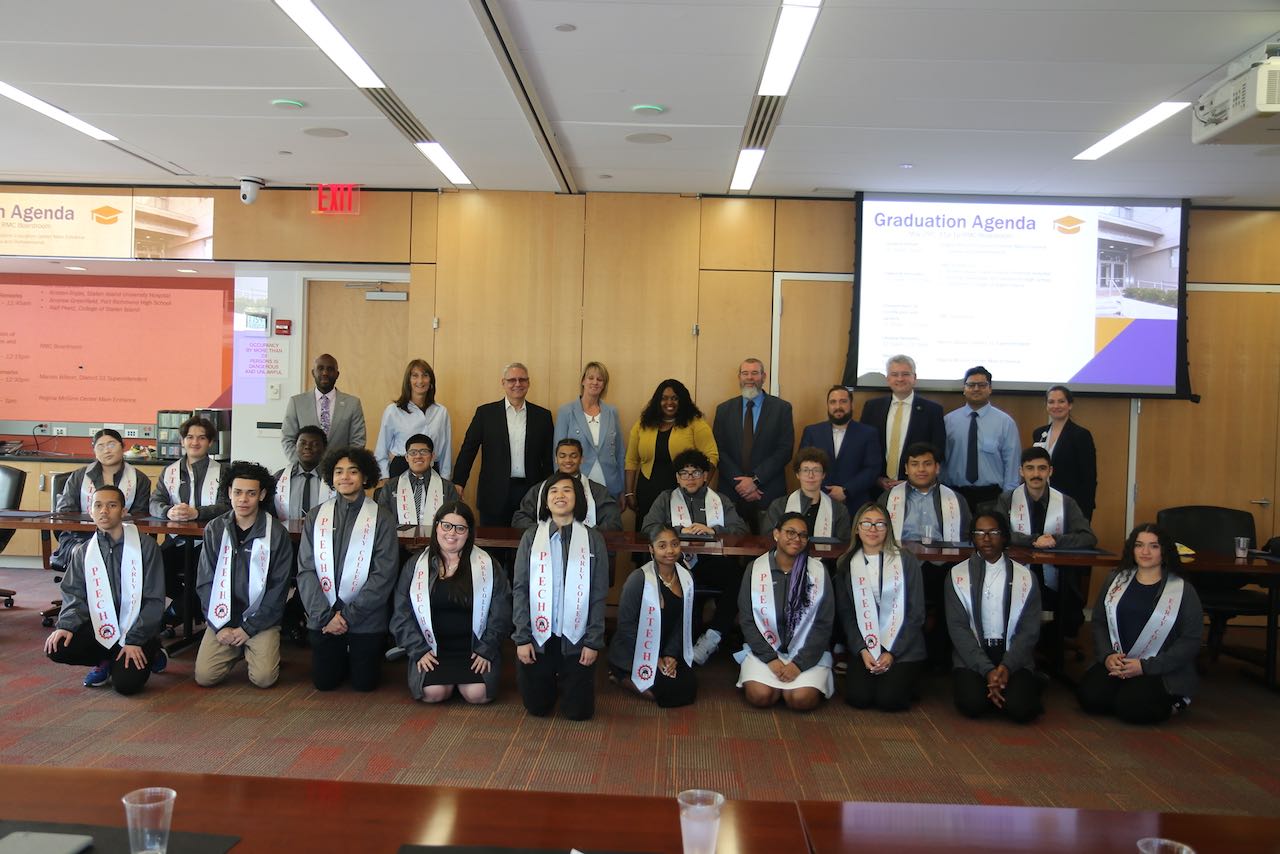 Staten Island's first P-TECH cohort graduates from college-prep program ...