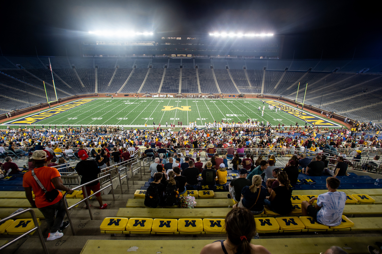 Clarkston vs. Davison football at the Big House - mlive.com