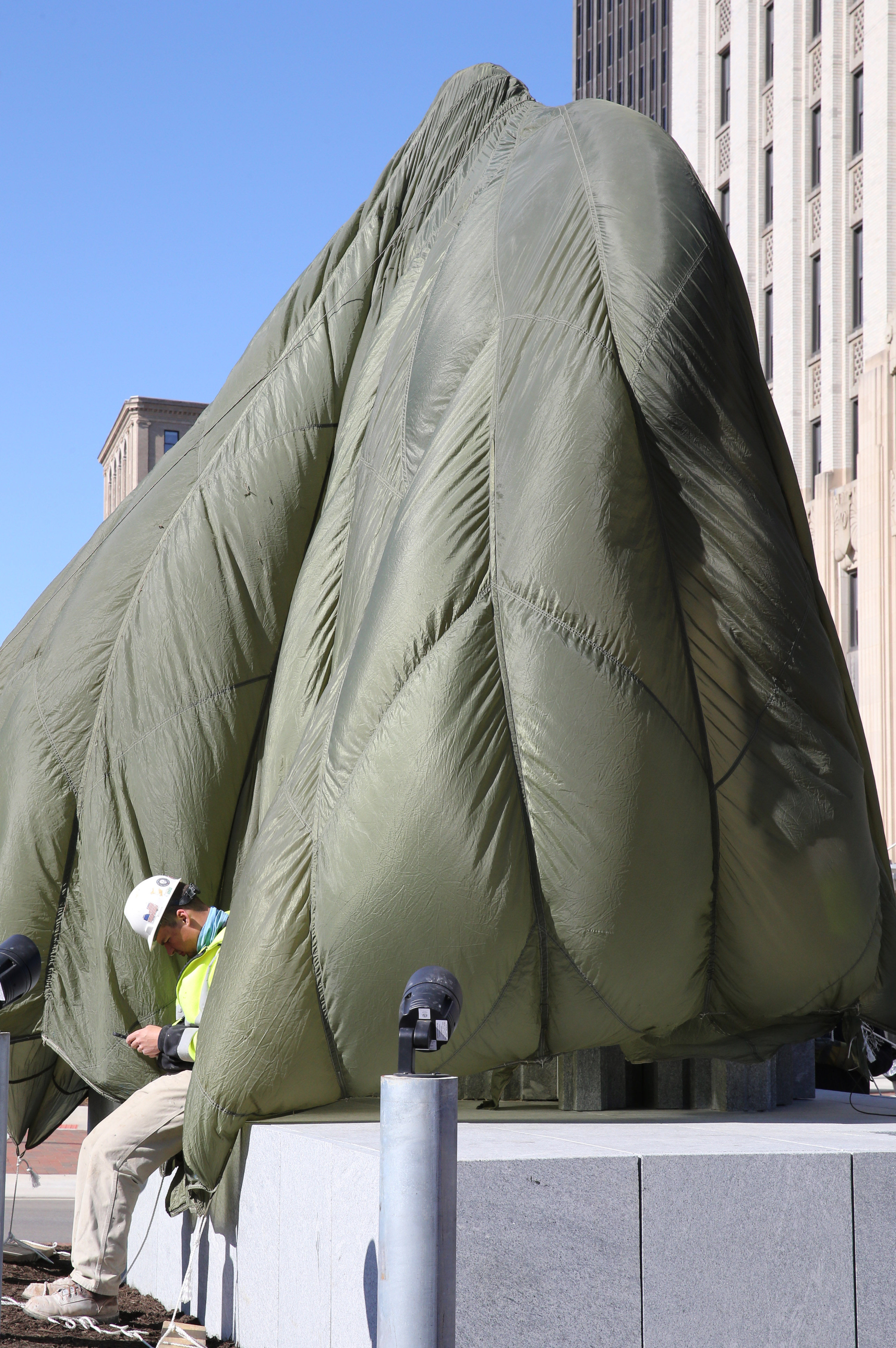 City of Akron unveils Rubber Worker Statue, May 13, 2021 - cleveland.com
