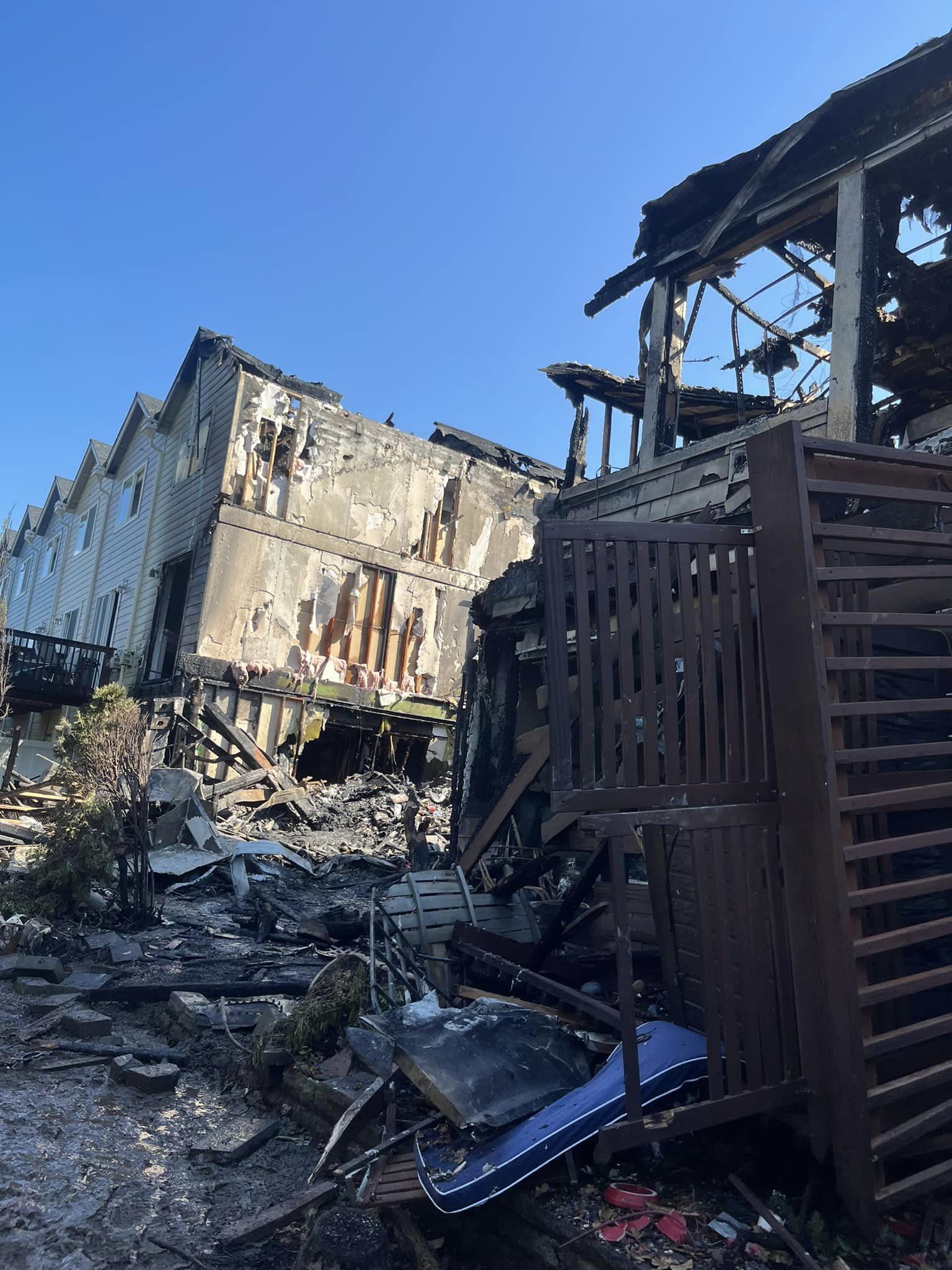 Three die in Fairview plane crash - oregonlive.com