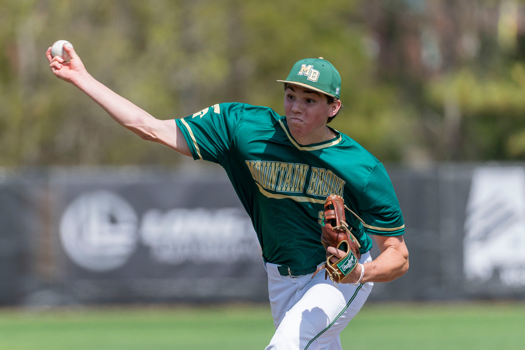 Buccaneer Classic - Mountain Brook vs Houston (TN) Baseball - al.com