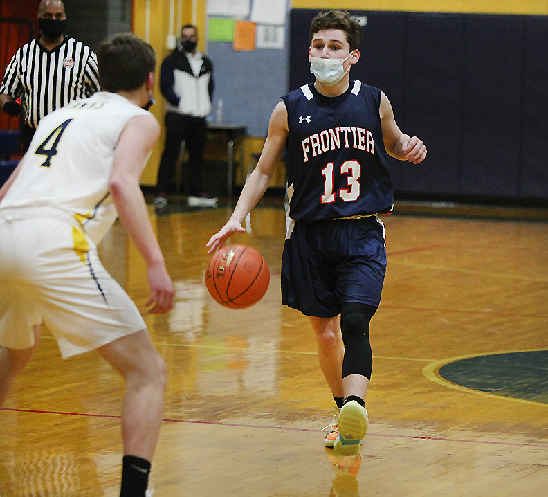 Frontier vs Hopkins Academy boys Basketball 2/2/21 - masslive.com
