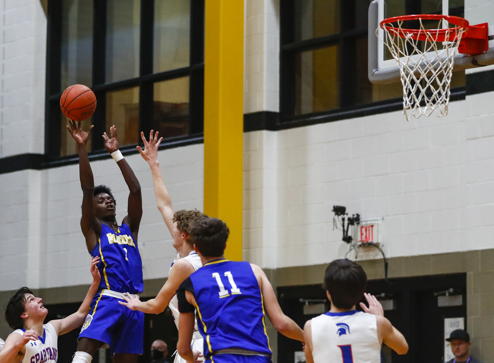 Wilson vs. Southern Lehigh in the Colonial League boys basketball final ...