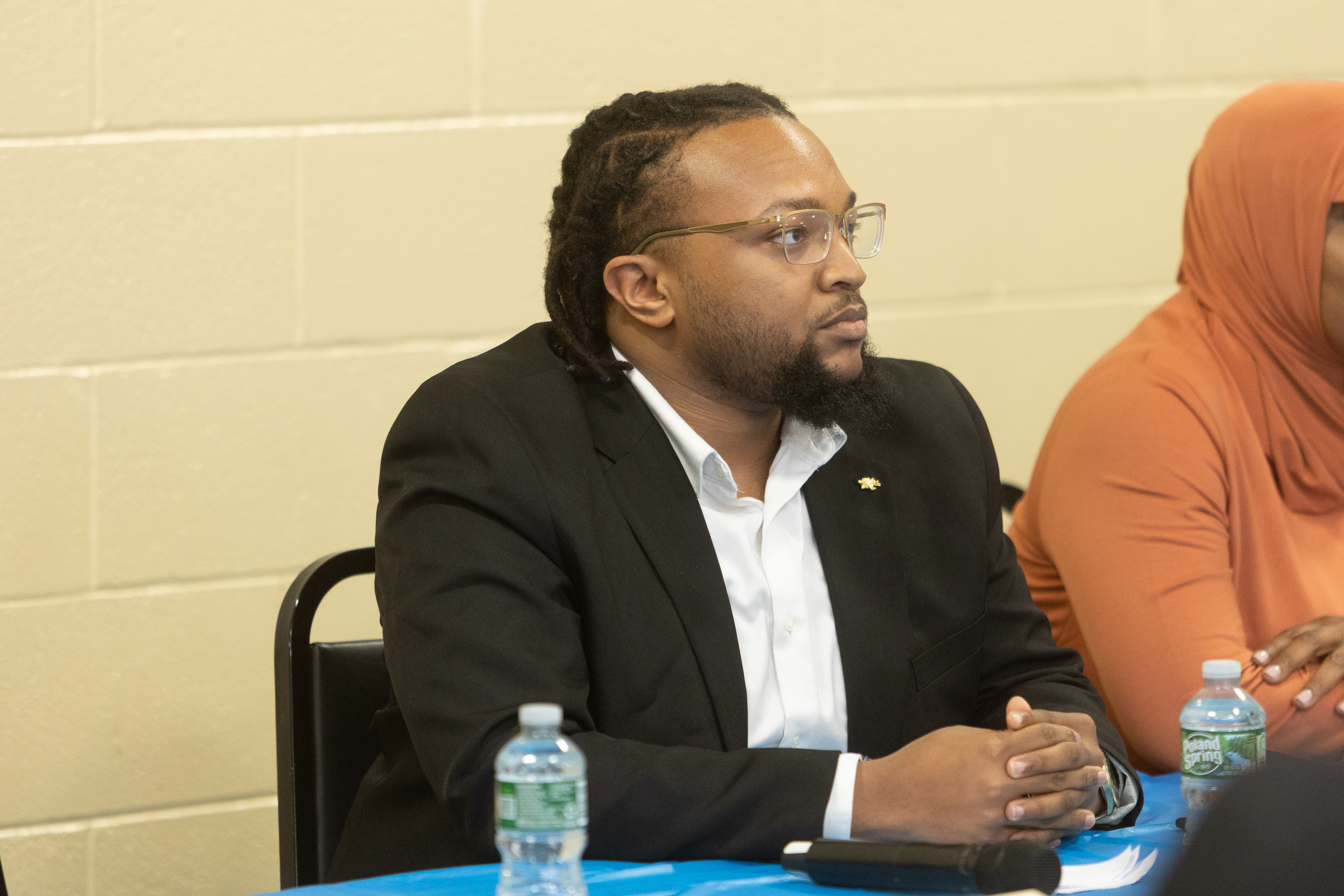 Newark school board candidates forum for first-ever election letting 16 ...