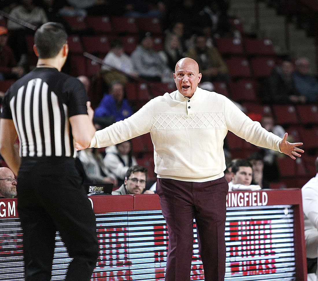 UMass Men's Basketball vs Dayton 1/8/25 - masslive.com
