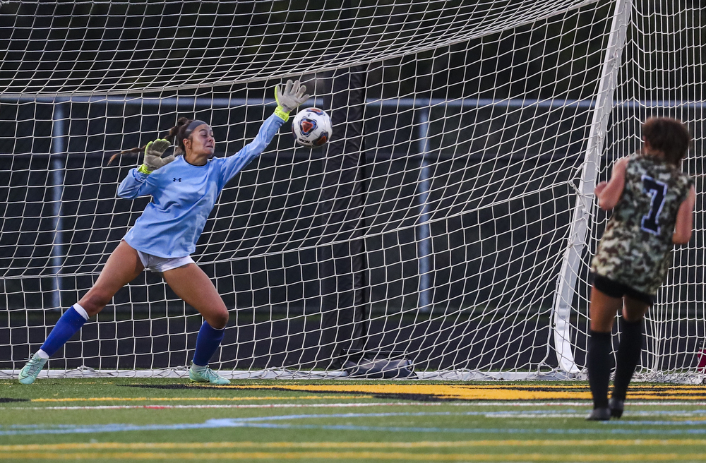 Northwestern girls soccer hosts Palmerton on Sept. 21, 2022 ...