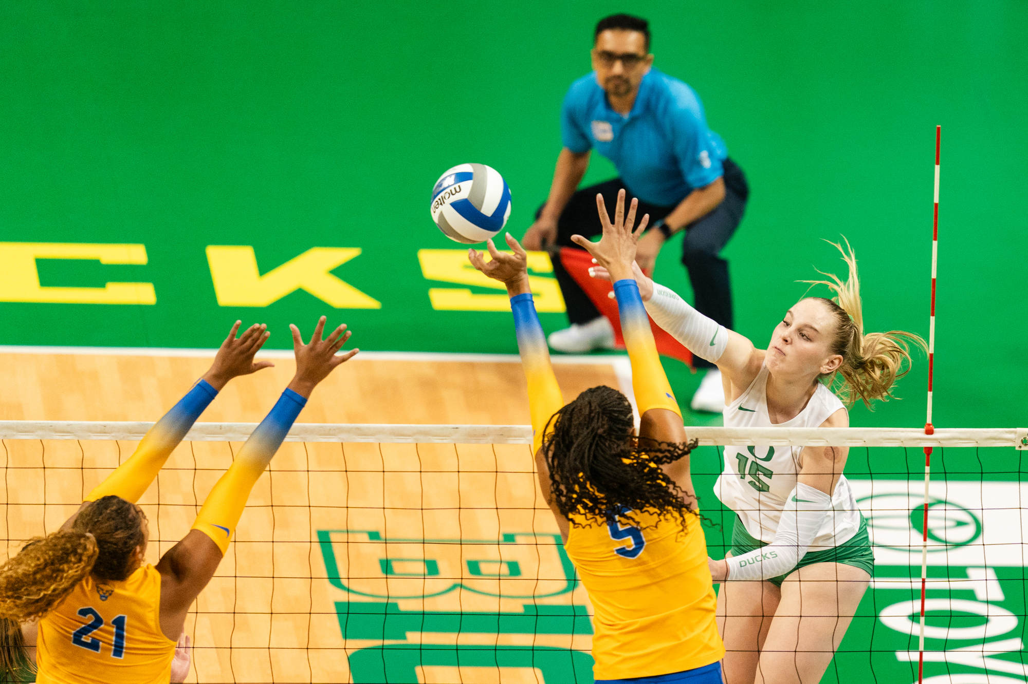 No. 10 Oregon volleyball vs. No. 10 Pitt in season opener - oregonlive.com