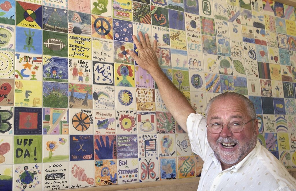 Grand Rapids philanthropist, former U.S. Ambassador Peter Secchia dies ...