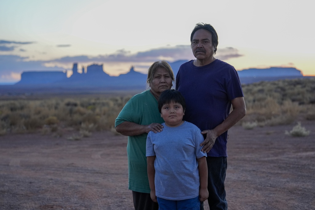 On Navajo Nation, a push to electrify more homes on the vast ...