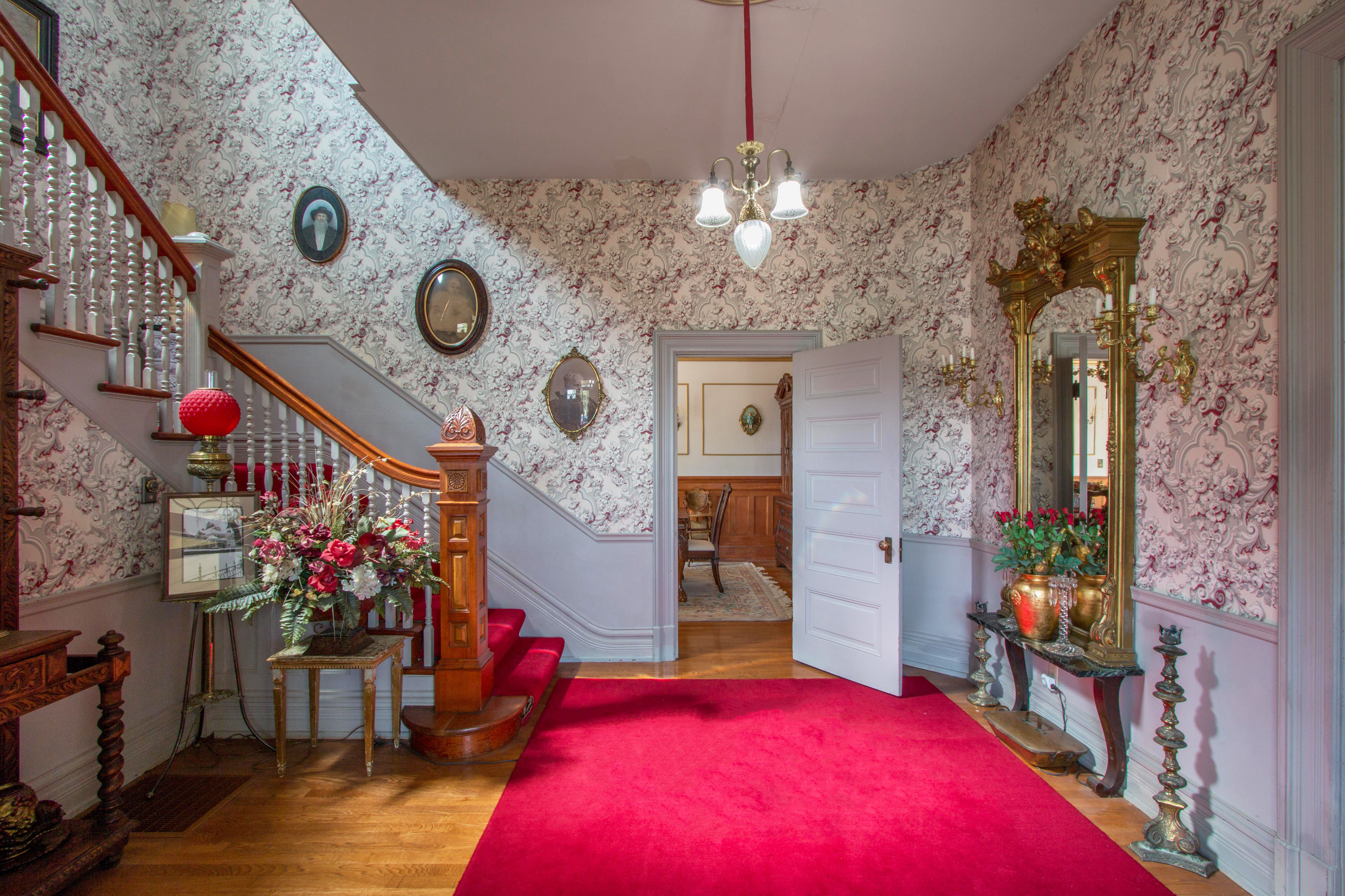 Queen Anne mansion - oregonlive.com