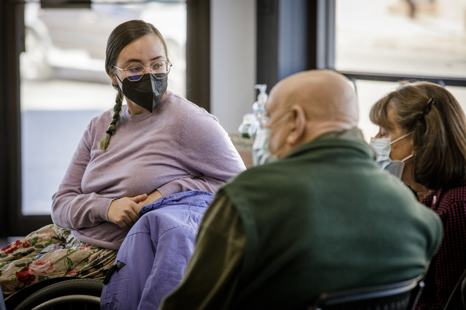 Springfield residents put their concerns to Rep. Carlos Gonzalez over ...