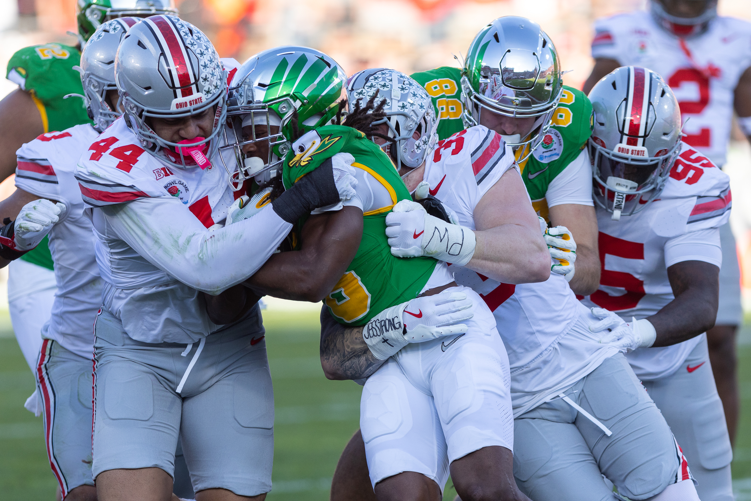 No. 1 Oregon Ducks vs. No. 8 Ohio State Buckeyes CFP quarterfinal at ...