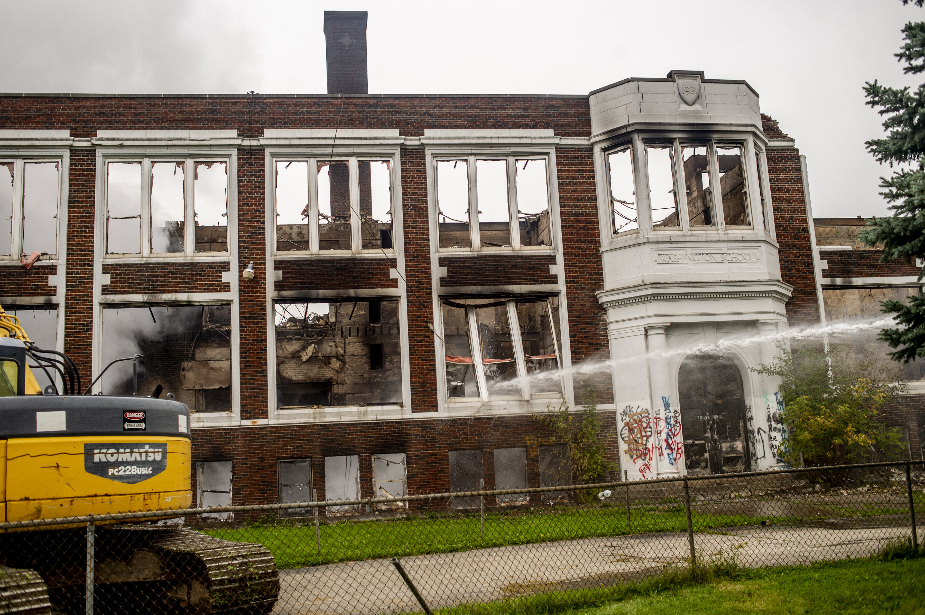Flint Community Schools identifies 13 vacant properties to offload ...