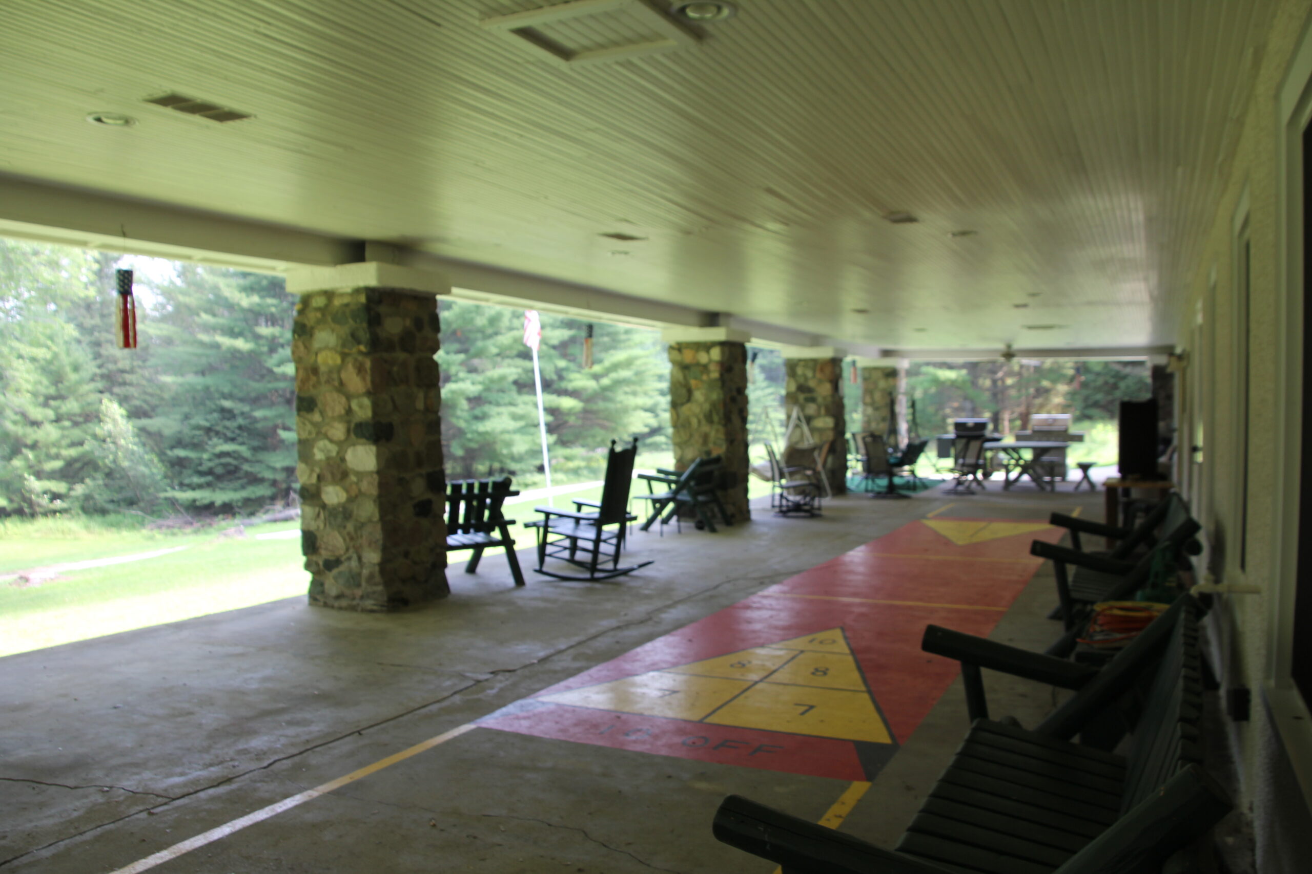Hunting heaven: 3,000-acre property with near-lakefront lodge hits ...