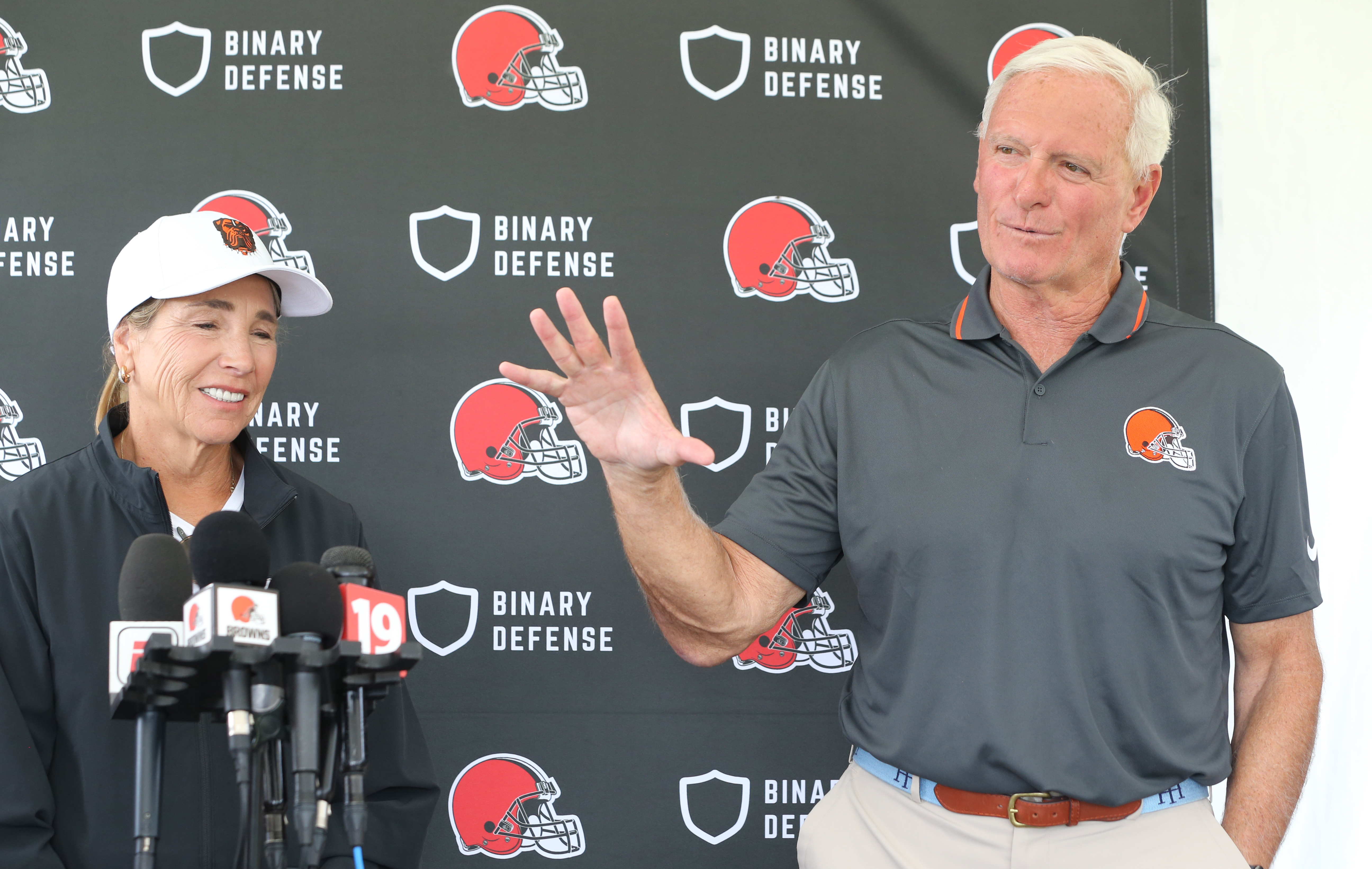 Jimmy and Dee Haslam hold annual training camp press conference, July ...